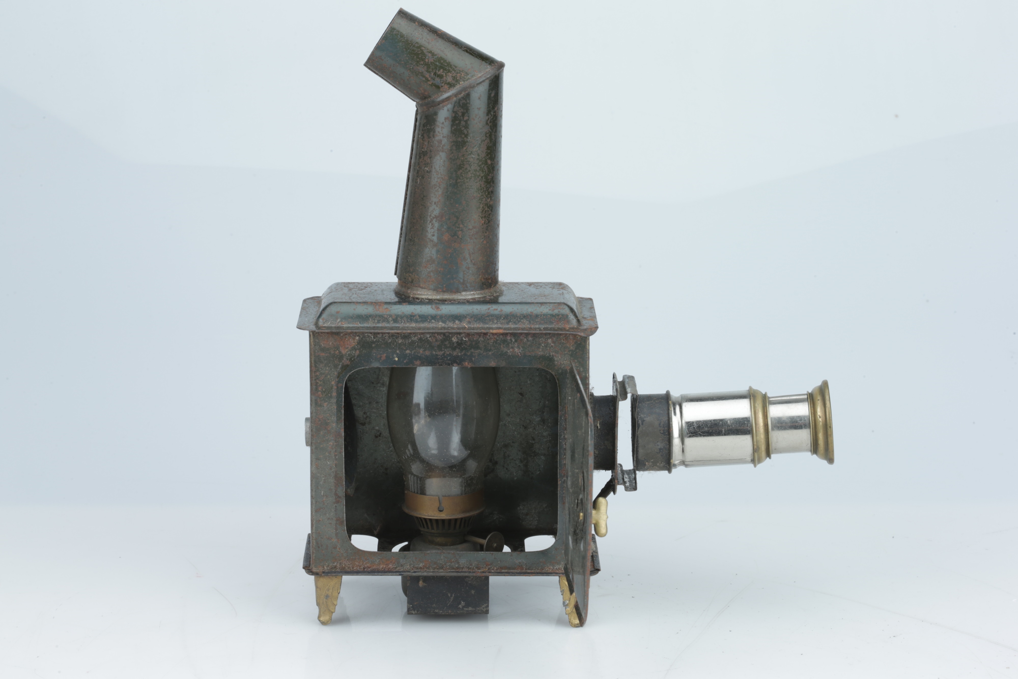 Lot 1034 - A Lanterna Magica and Slides,