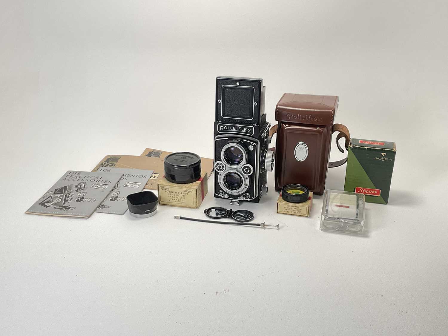Lot 606 - Rolleiflex Automat Medium Format TLR Camera,