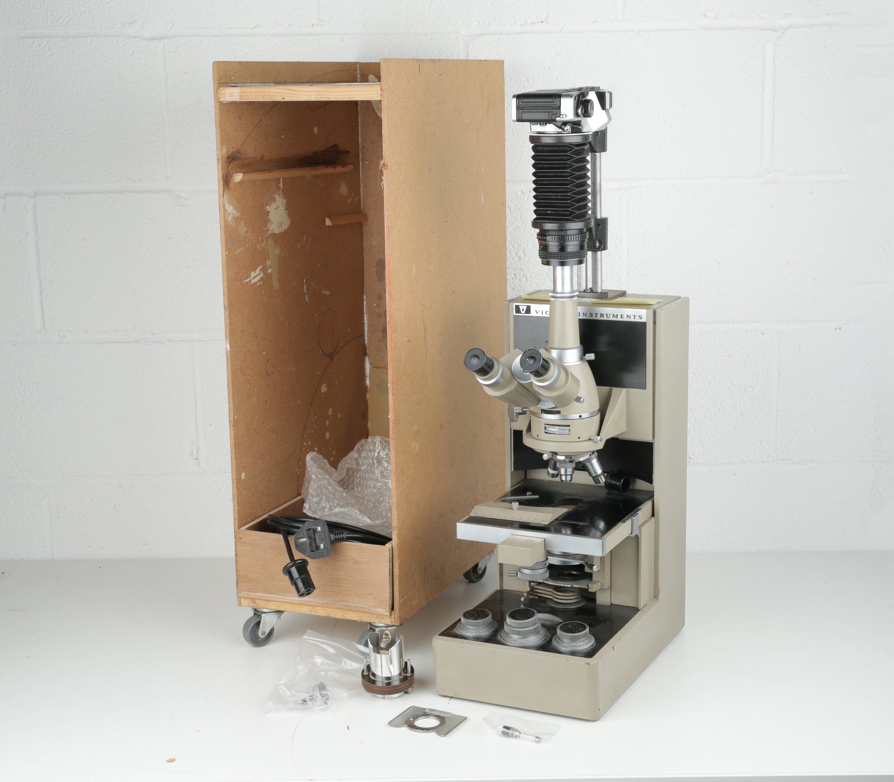 Lot 251 - Large Vickers Pathalux M320 Microscope,