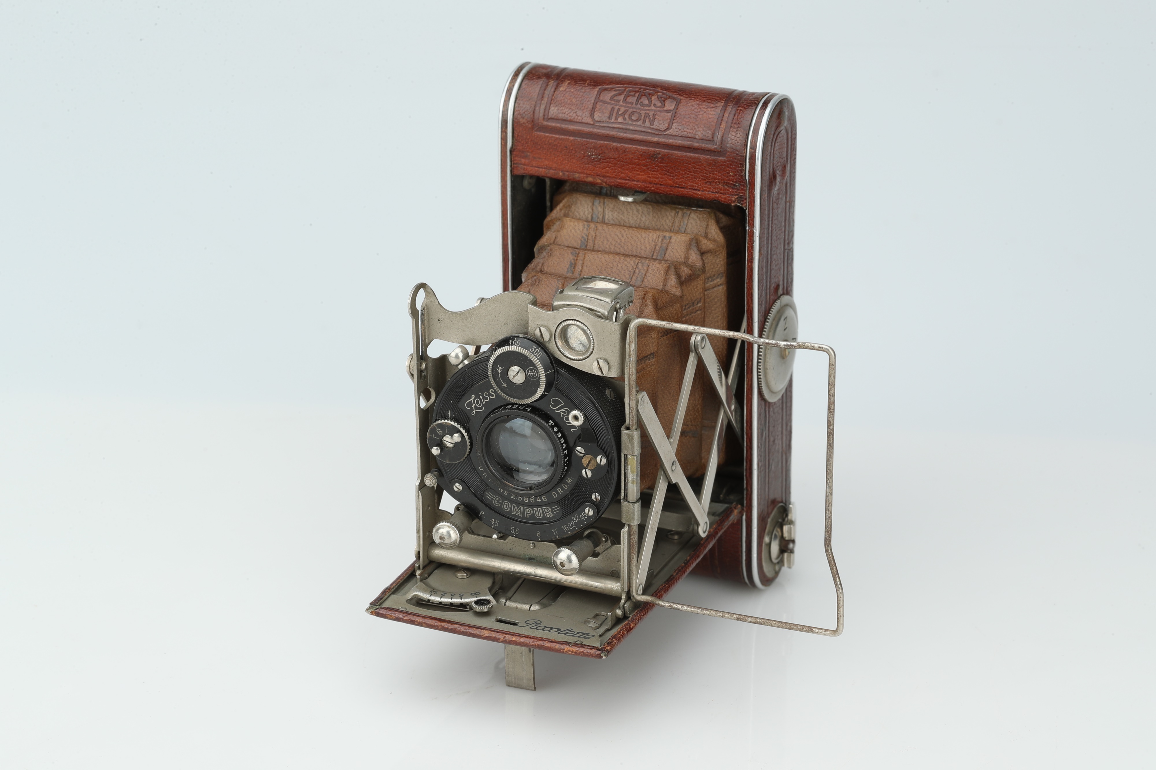 Lot 705 - A Contessa Nettel Luxus Piccolette Folding