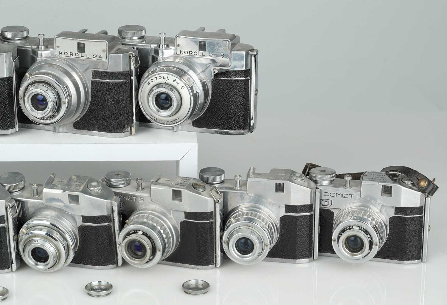 Lot 172 - A Selection of Twelve 35mm Viewfinder