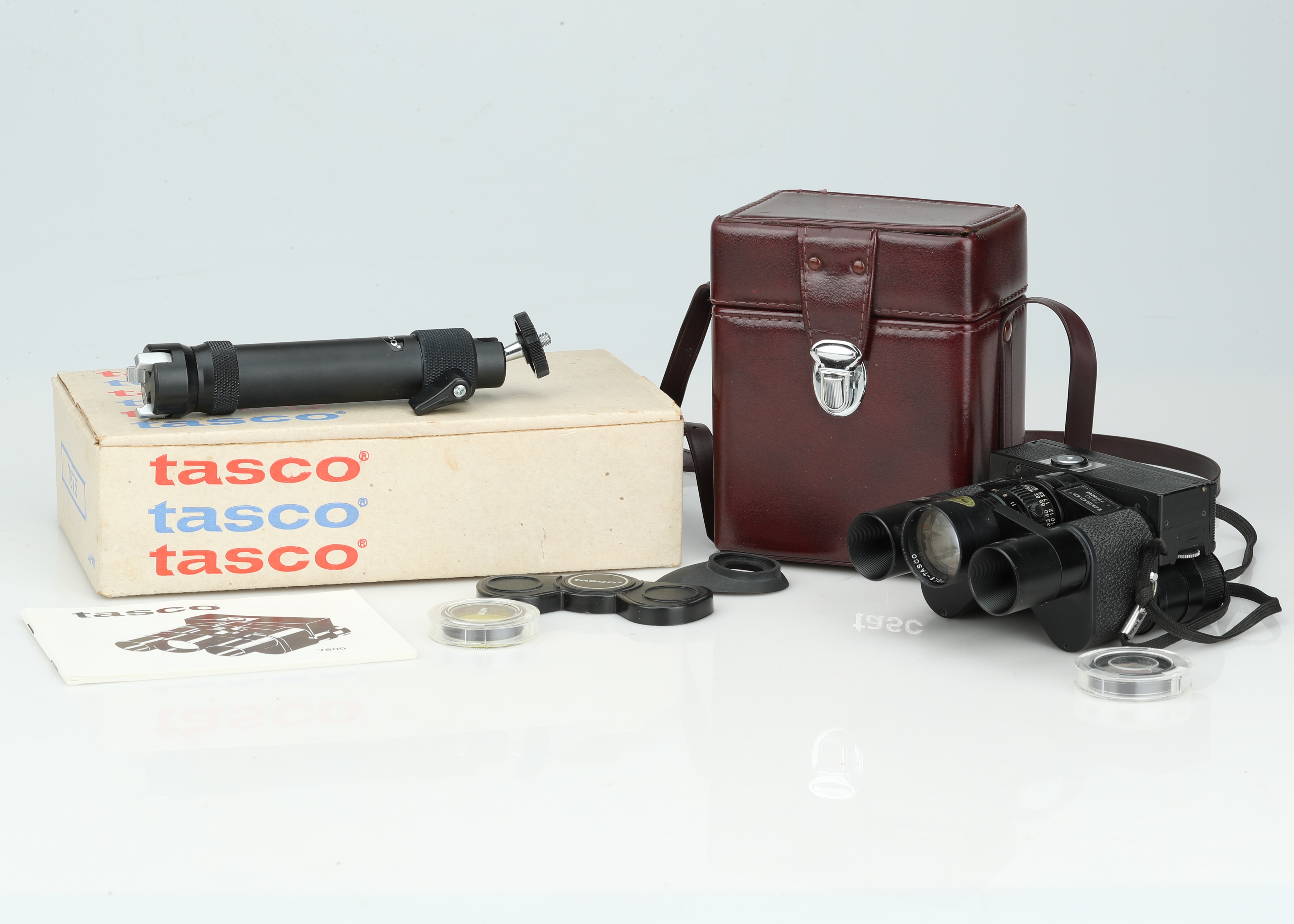 Lot 461 - A Tasco 7800 Bonocular Camera Outfit,