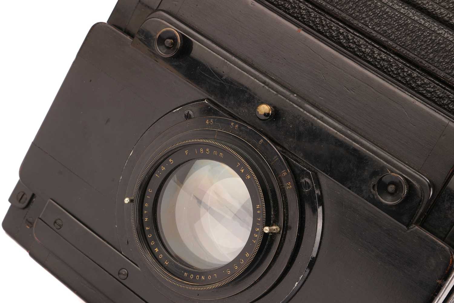 Lot 1265 - A Sands Hunter & Co. Reflex Camera,