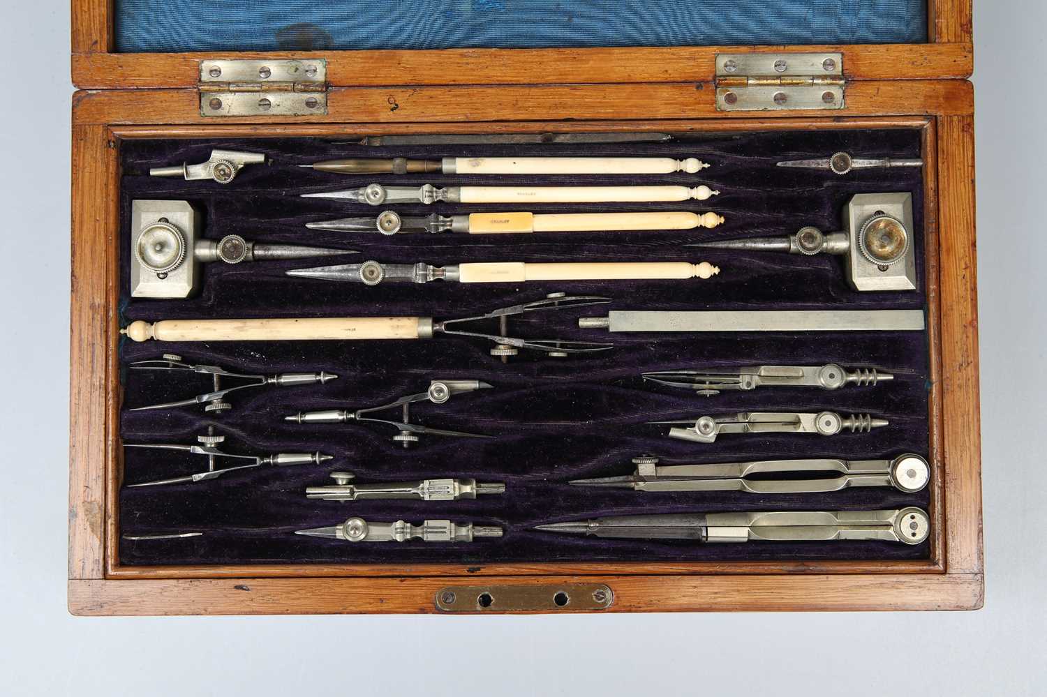 Lot 732 - A Victorian Draughtsman's Set By Stanley,