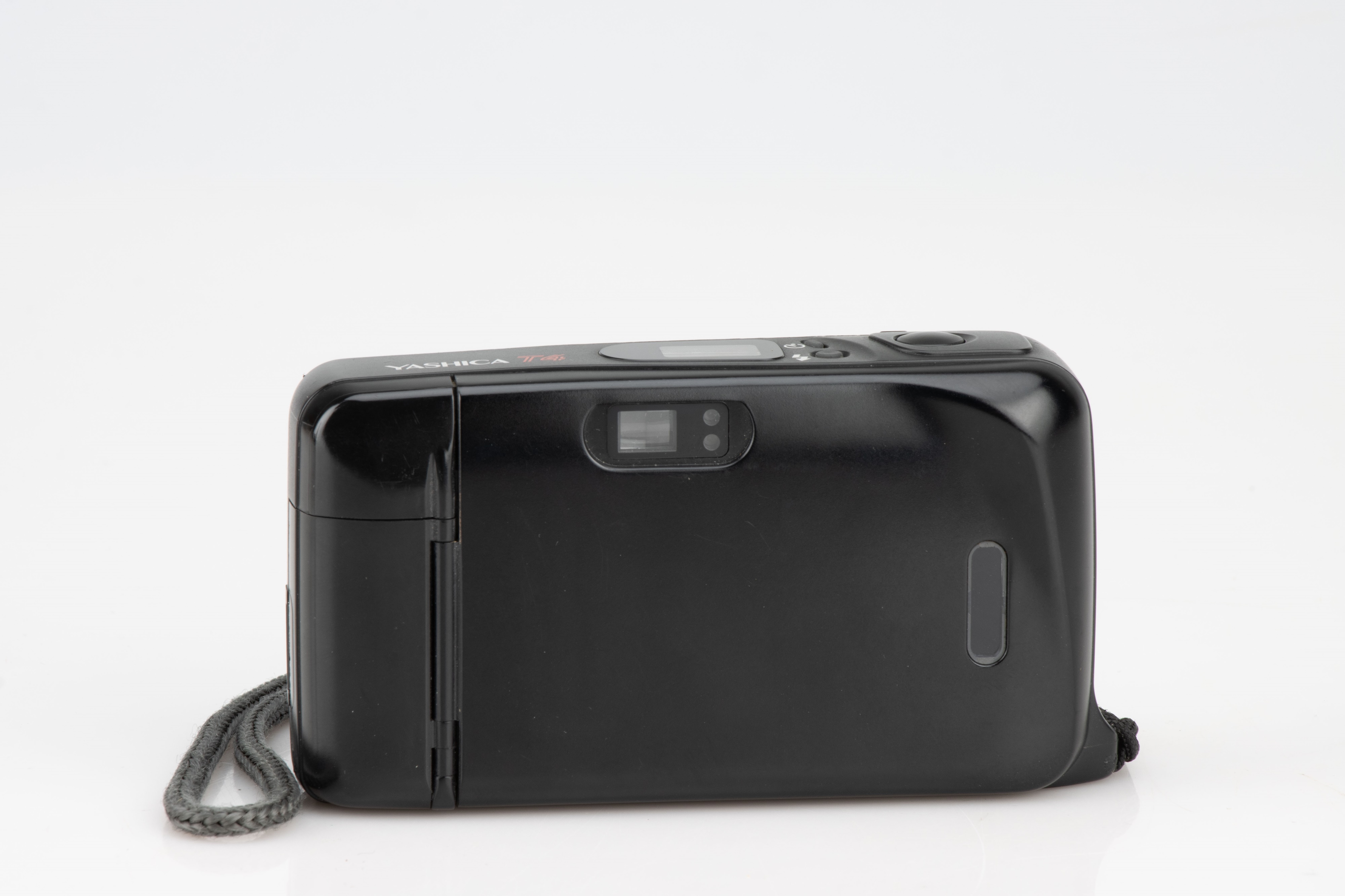 Lot 154 - A Yashica T4 35mm Compact Camera,