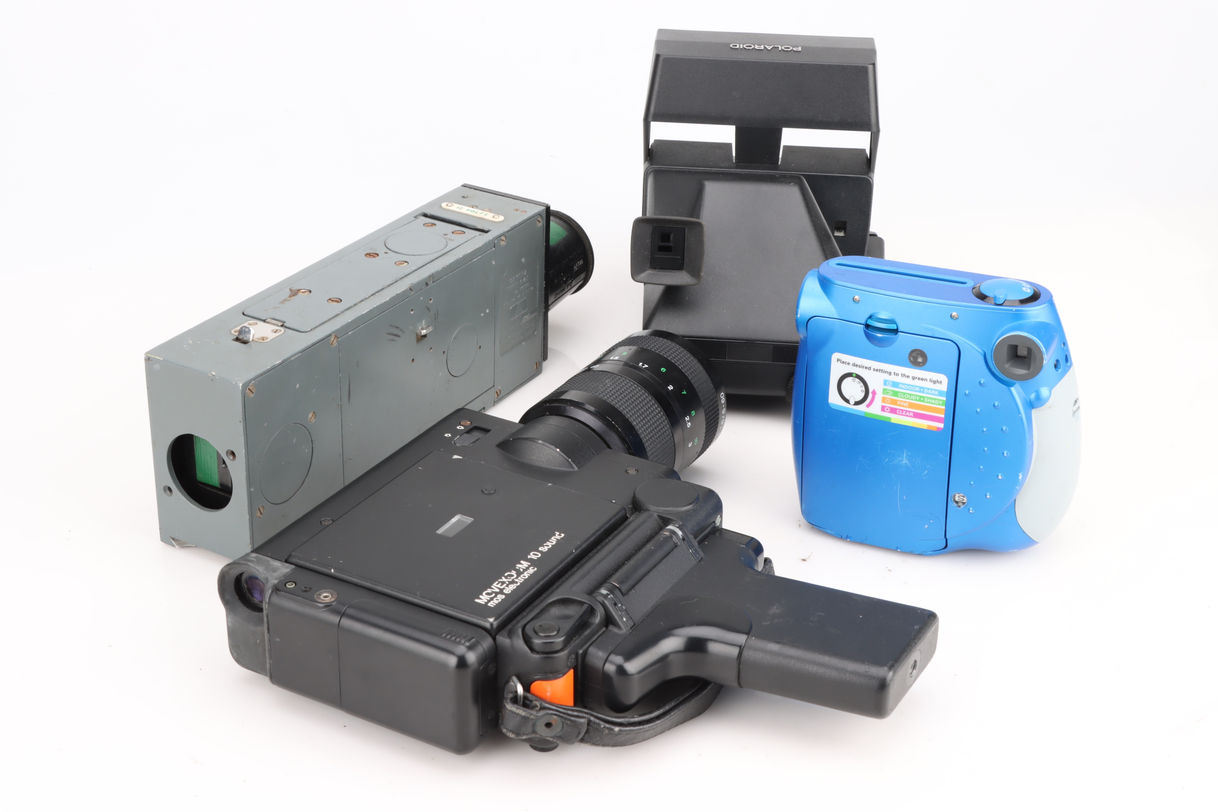 Lot 293 - A Mixed Selection of Cameras,