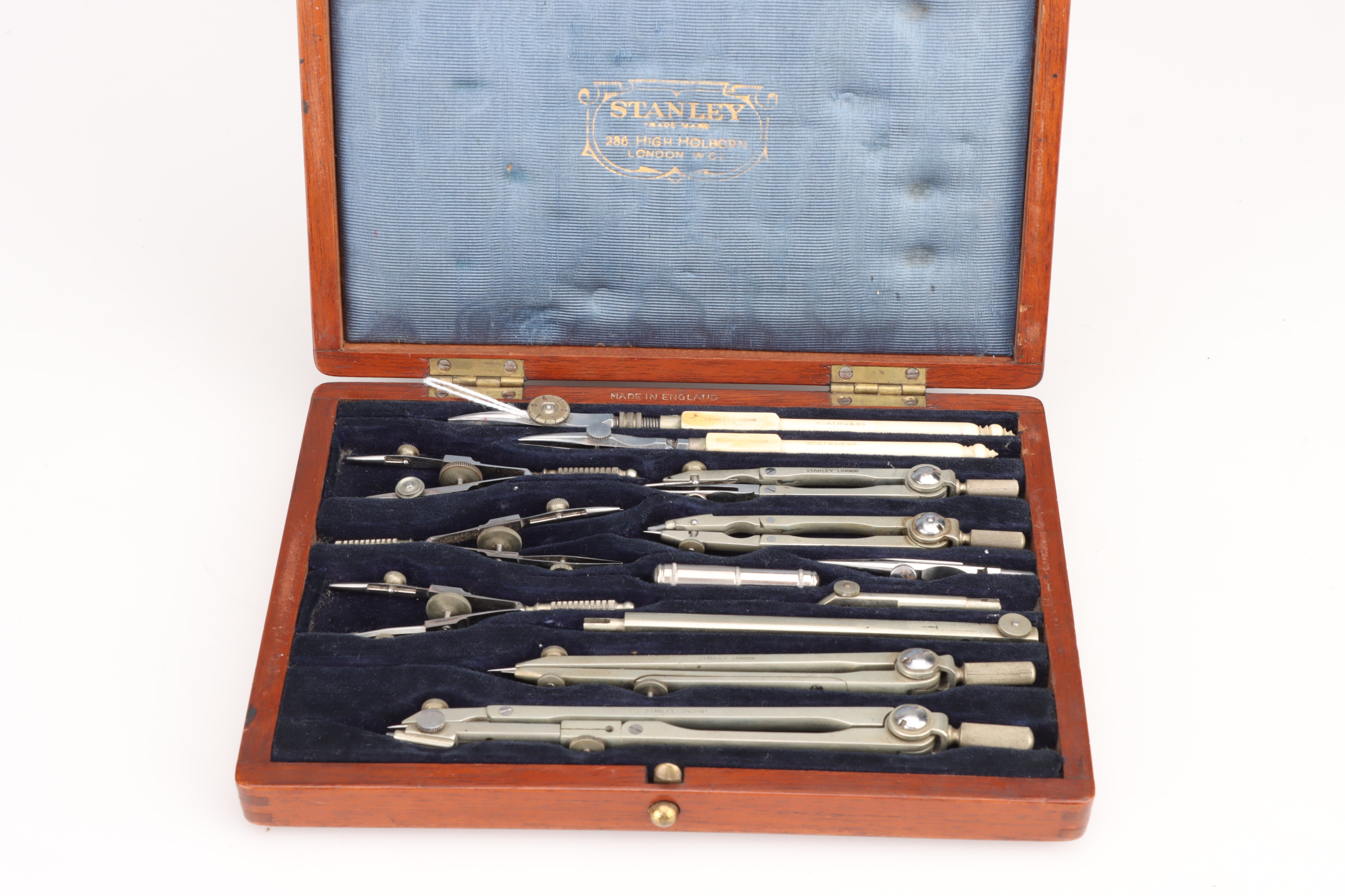 Lot 710 - A Draftsam's Drawing Instrument set by