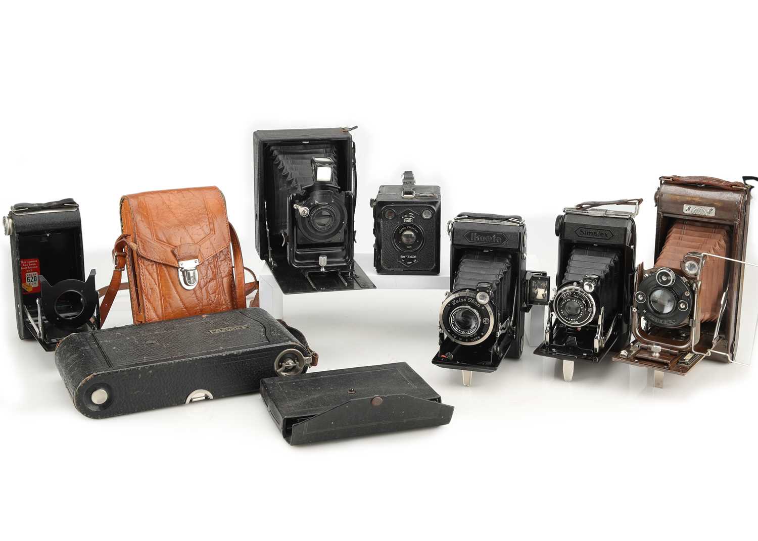 Lot 250 - A Selection of Folding Cameras,