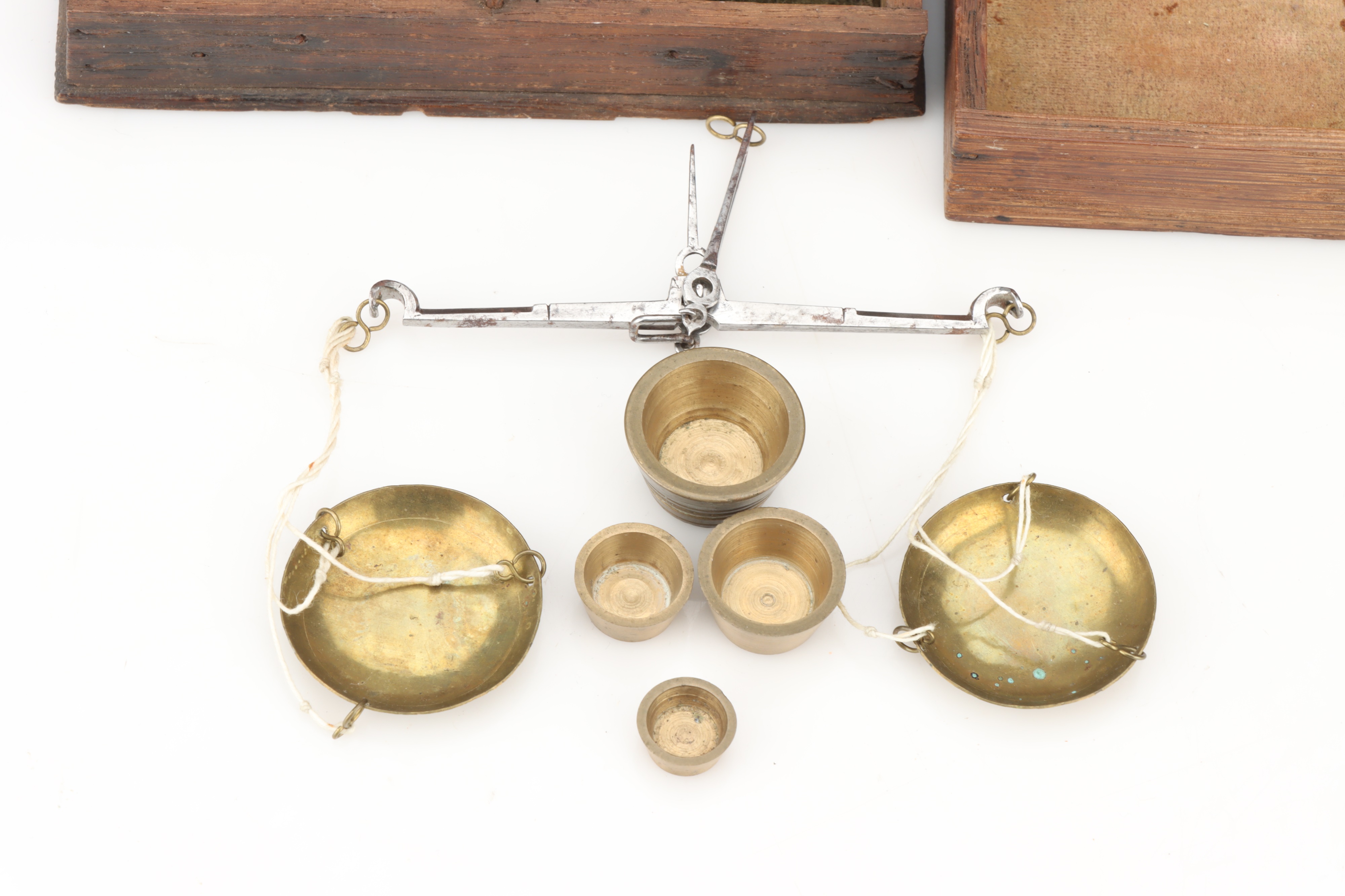 Lot 693 - Coin Scales,