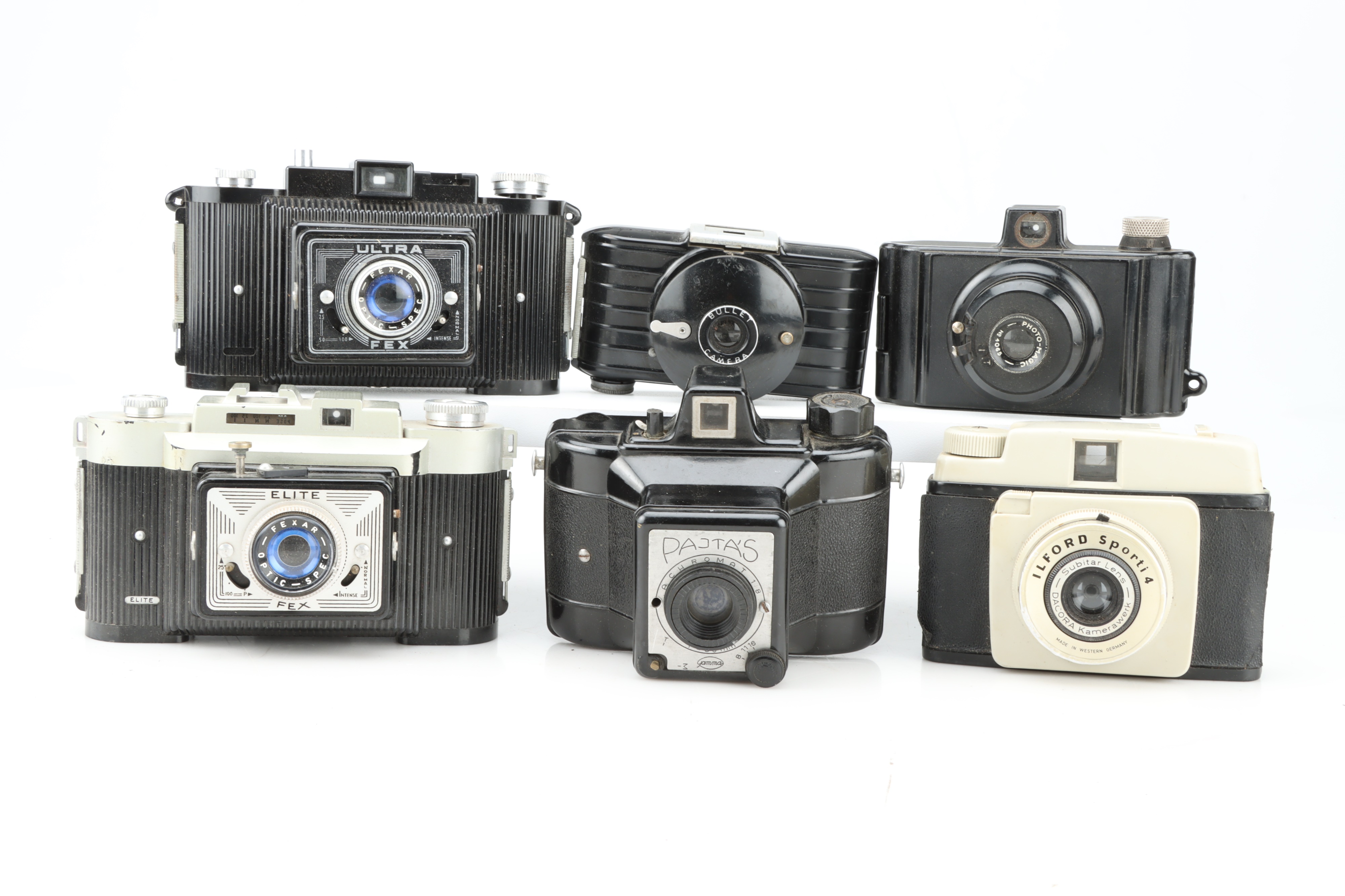 Lot 365 - A Selection of Six Bakelite Cameras,
