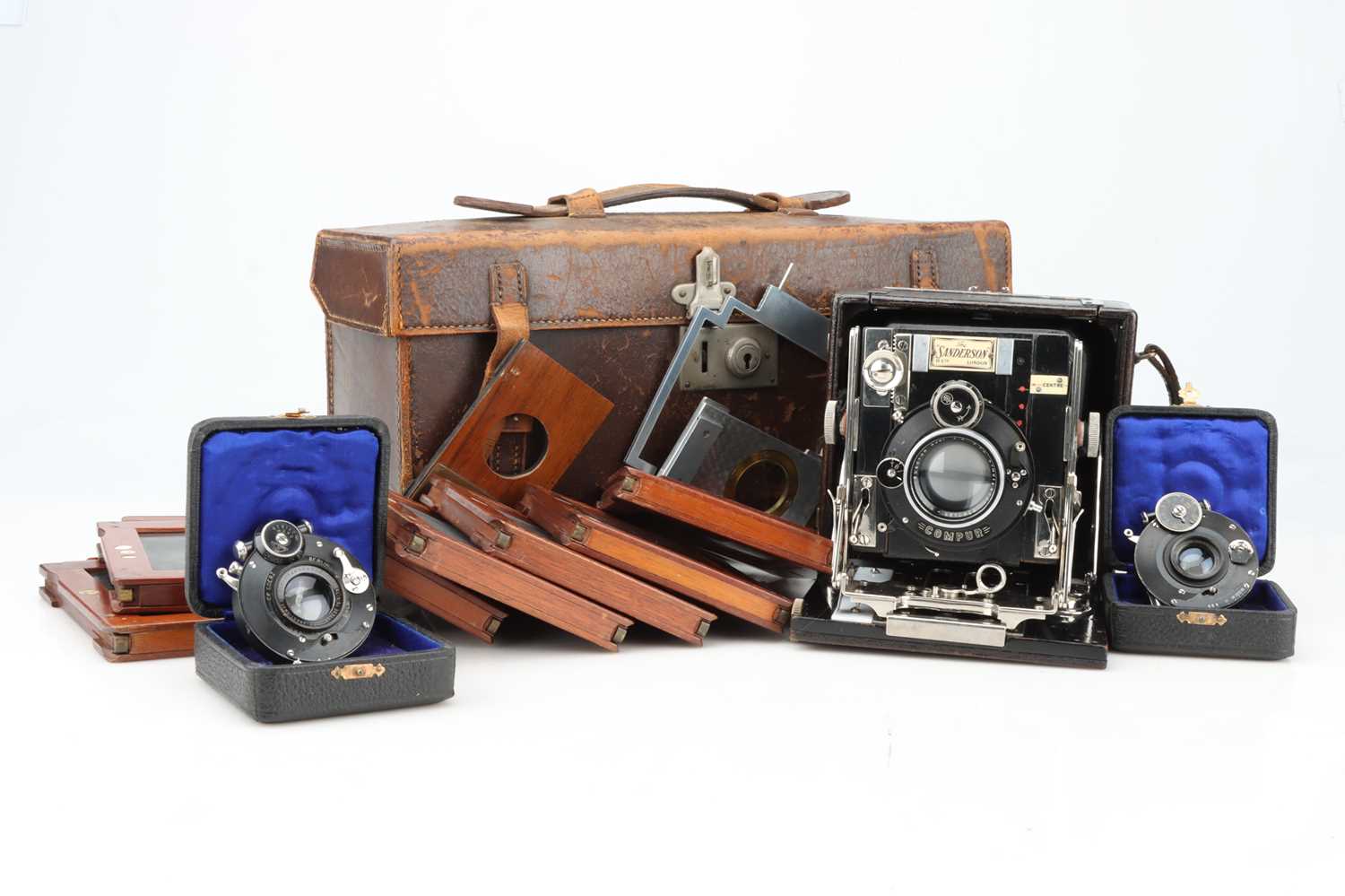 Lot 616 - A Sanderson Hand & Stand Plate Camera Outfit,