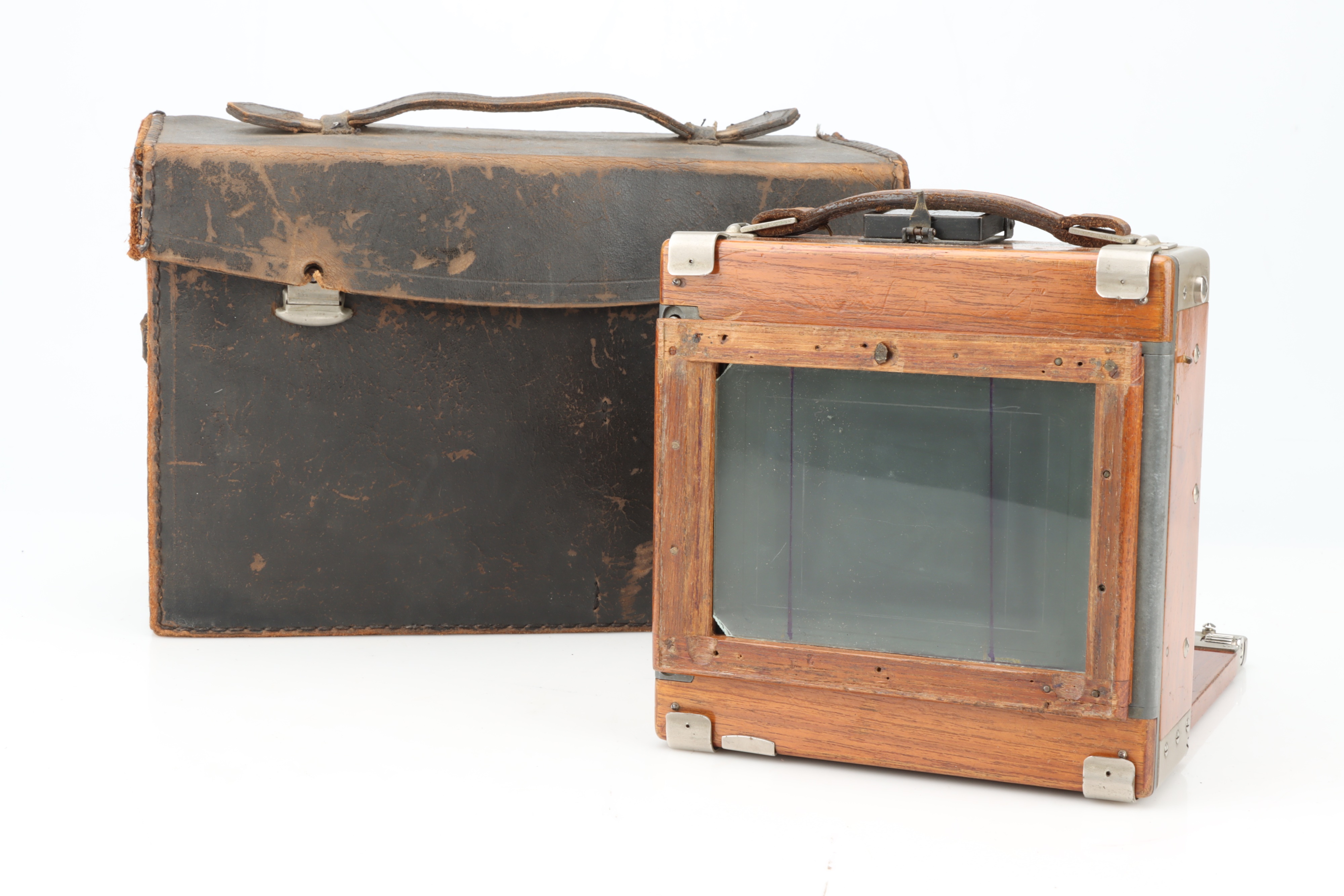 Lot 617 - An ICA Dresden Tropical Folding Plate Camera,