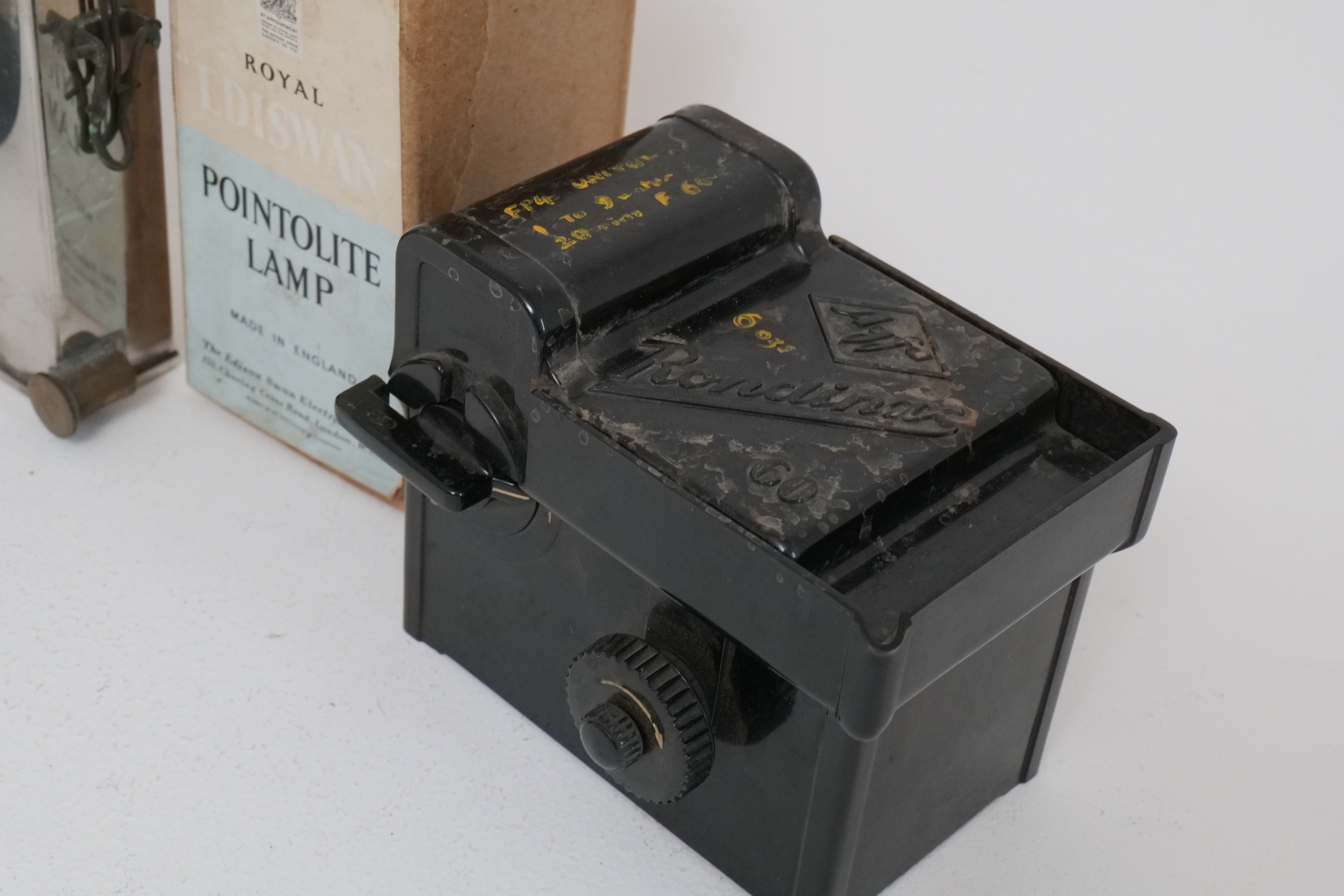 Lot 506 - An Agfa Rondinax 60 Developing Tank,