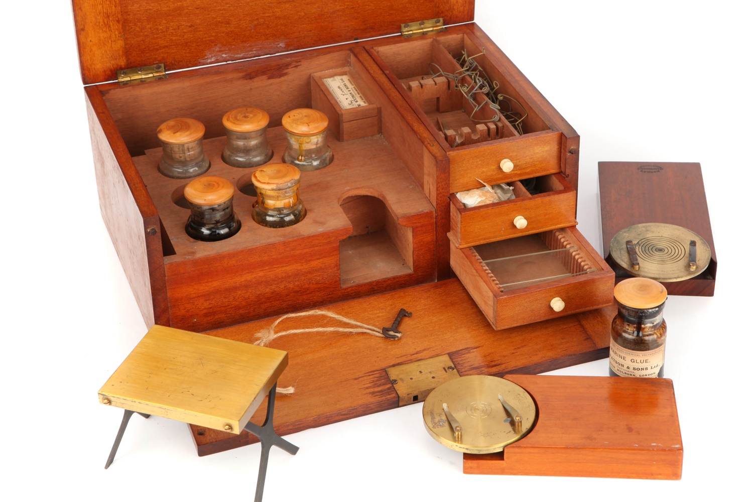 Lot 14 - A Microscope Slide Preparation Set,