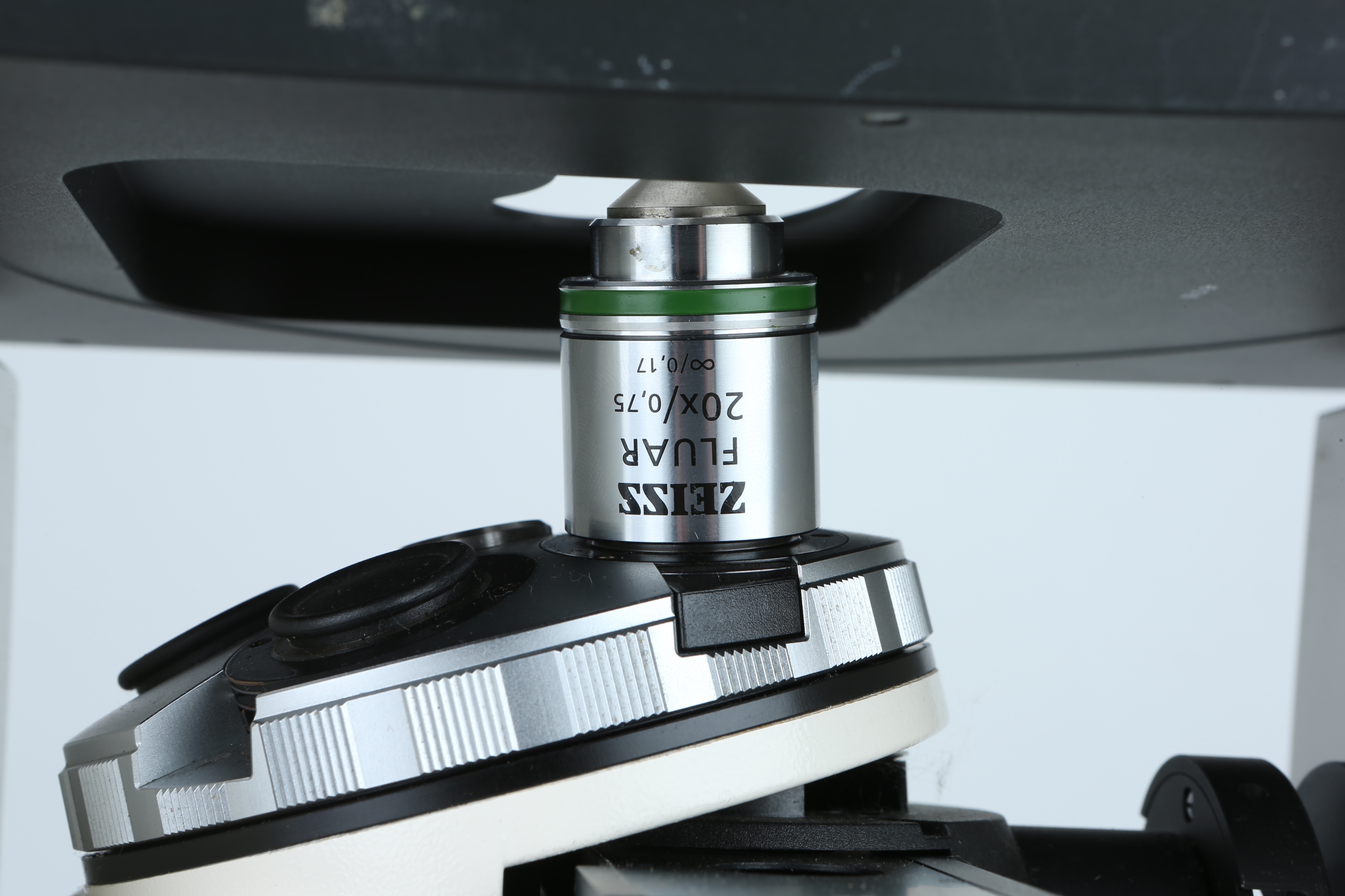 Lot 324 - Zeiss AxioVert S100 2TV Inverted