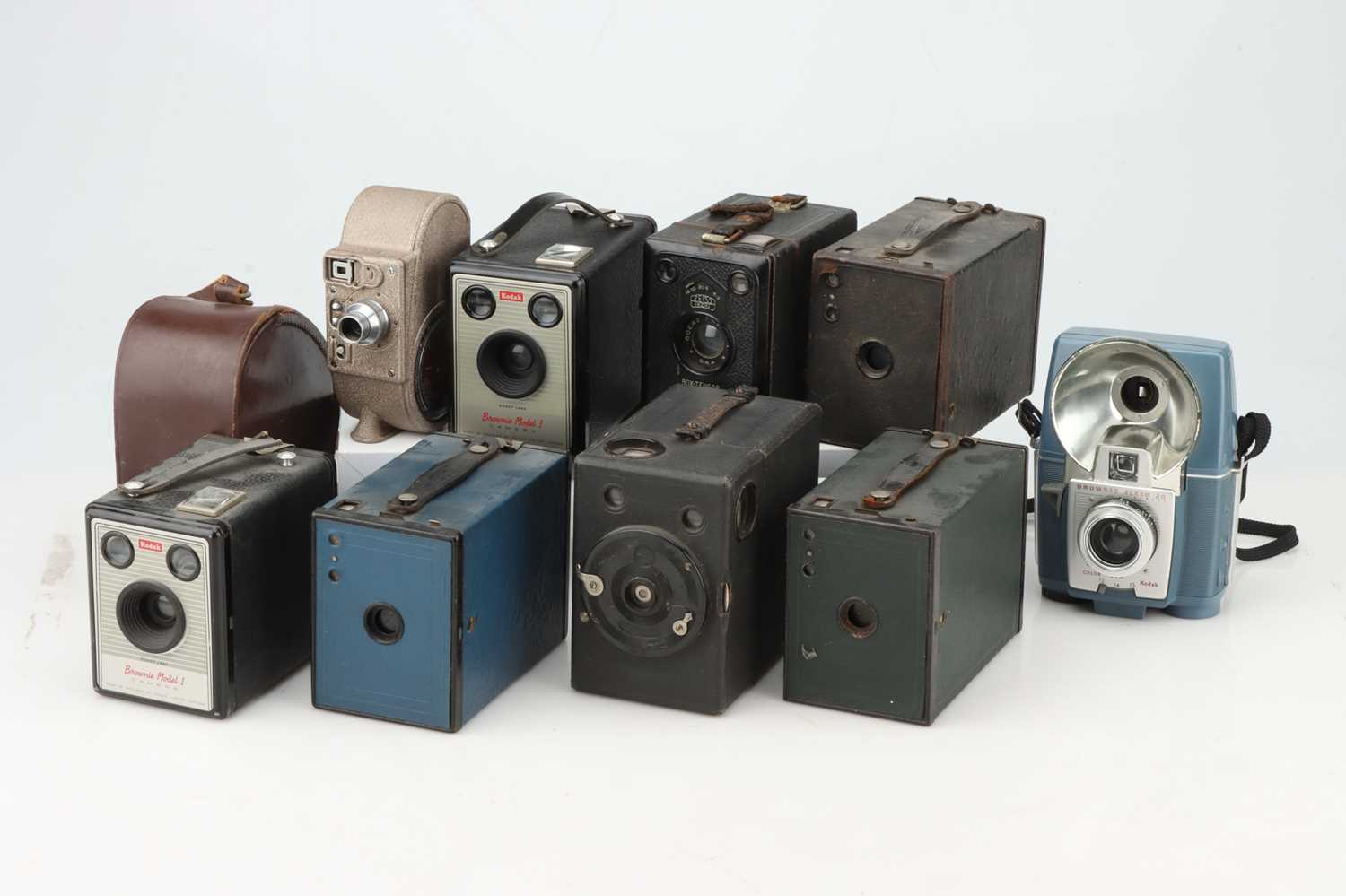 Lot 808 - A Selection of Box Type Cameras,