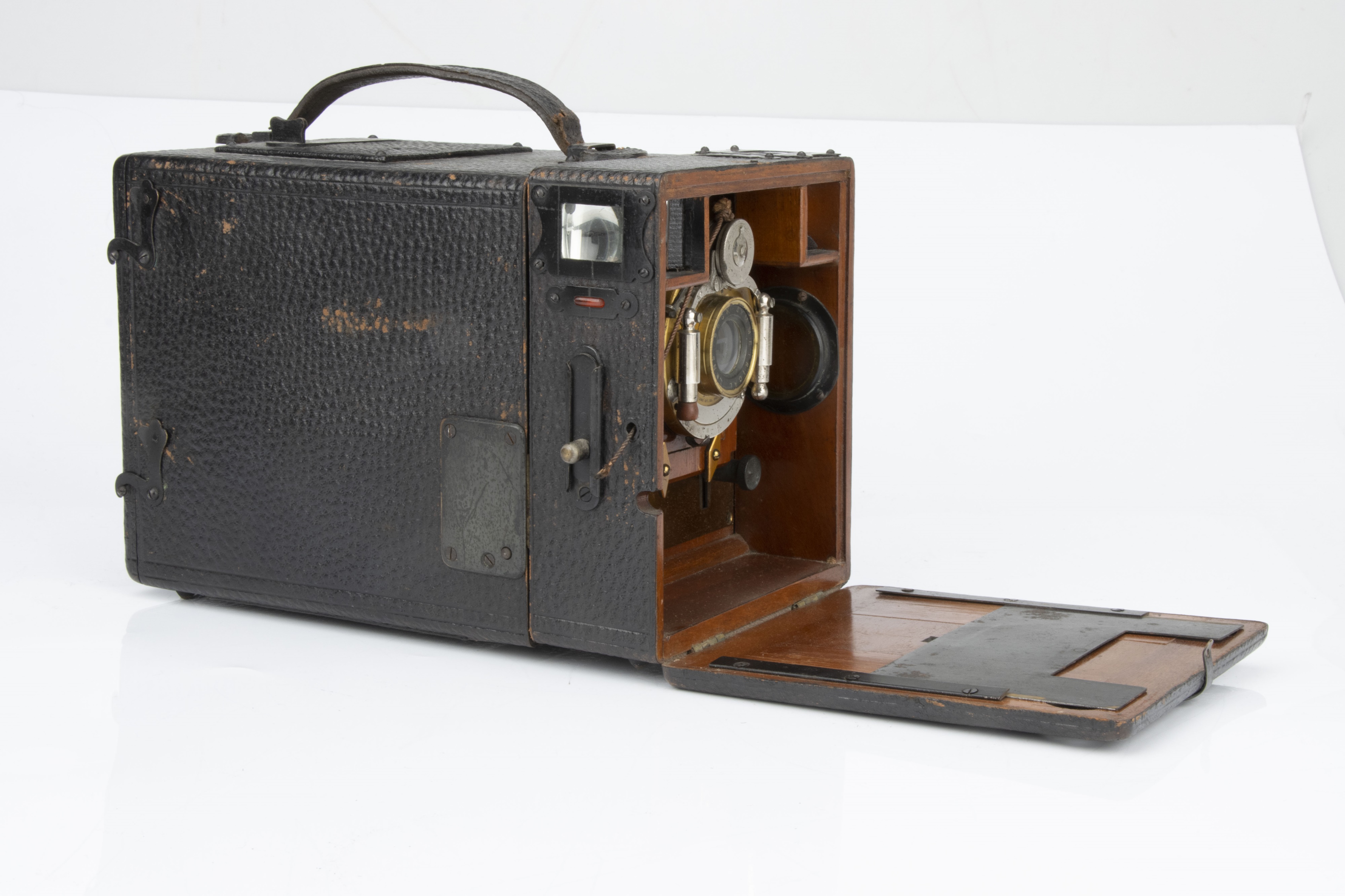 Lot 811 - An Unmarked Detective Camera,