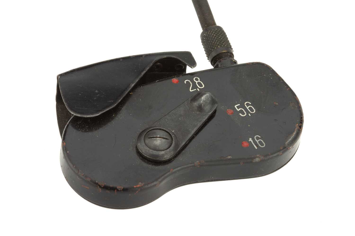 Lot 138 - A Krasnogorski F-21 Buttonhole Camera,