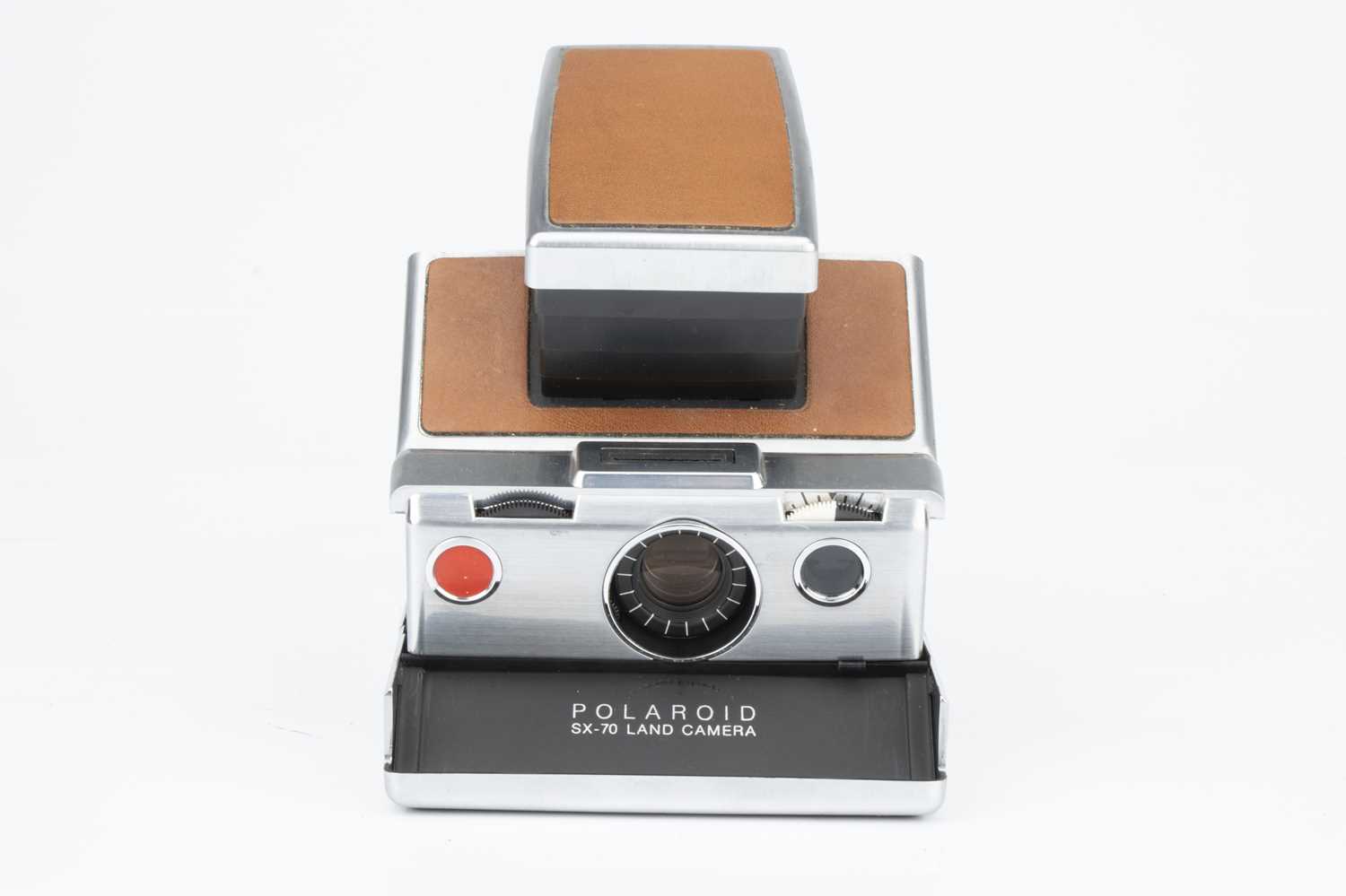 Lot 822 - A Polaroid SX-70 Land Camera,
