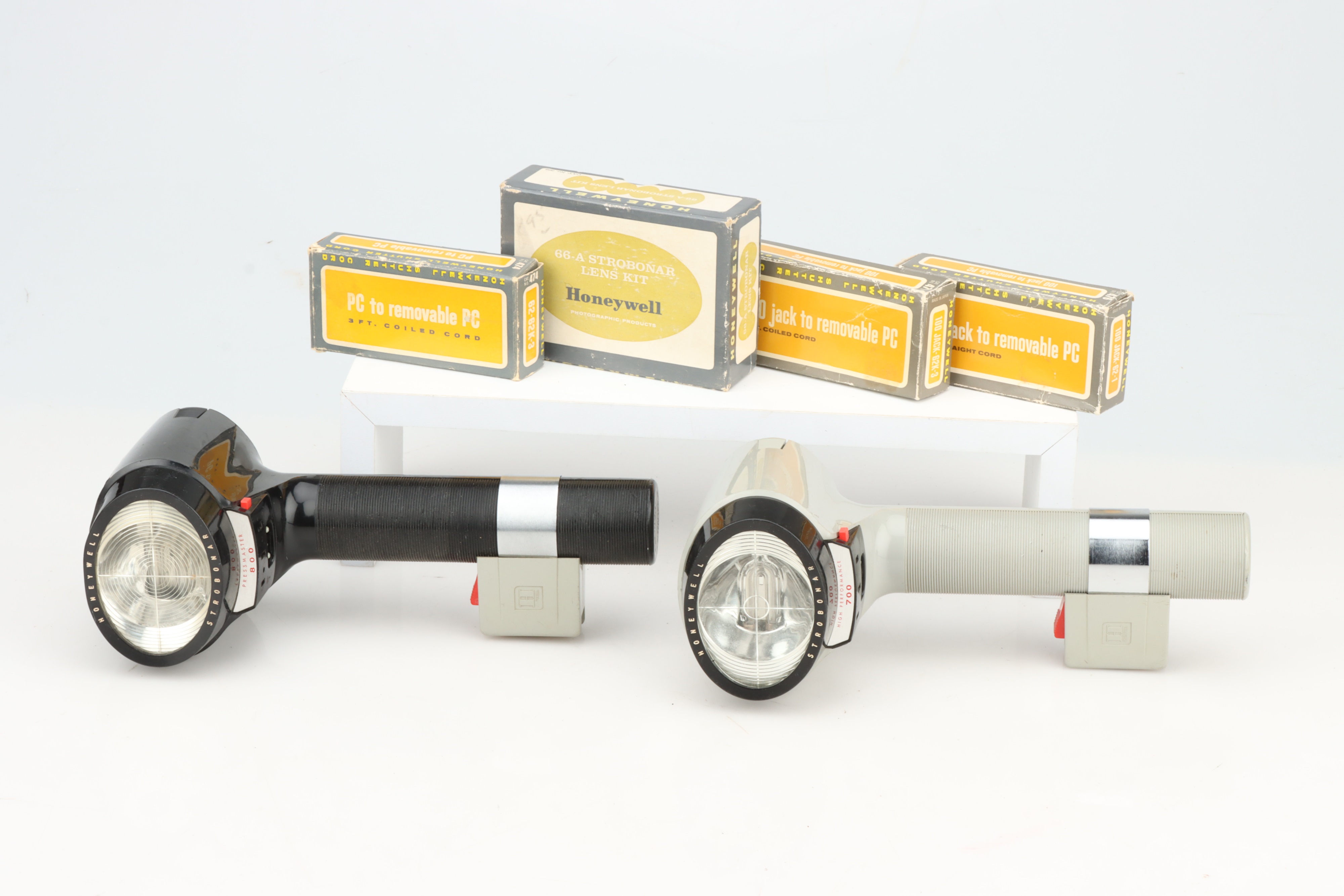 Lot 395 - A Selection of Honeywell Strobonar Flash