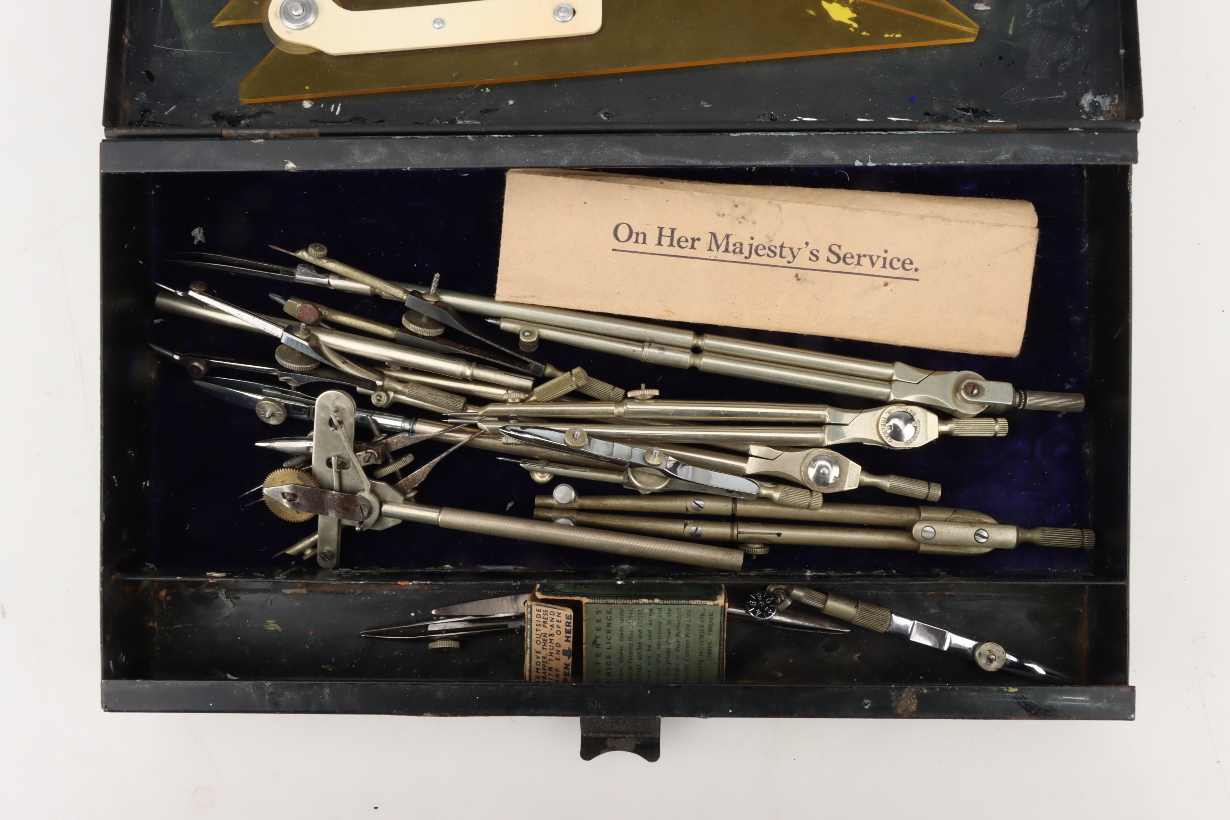 Lot 305 - Drawing/Drafting Instruments,