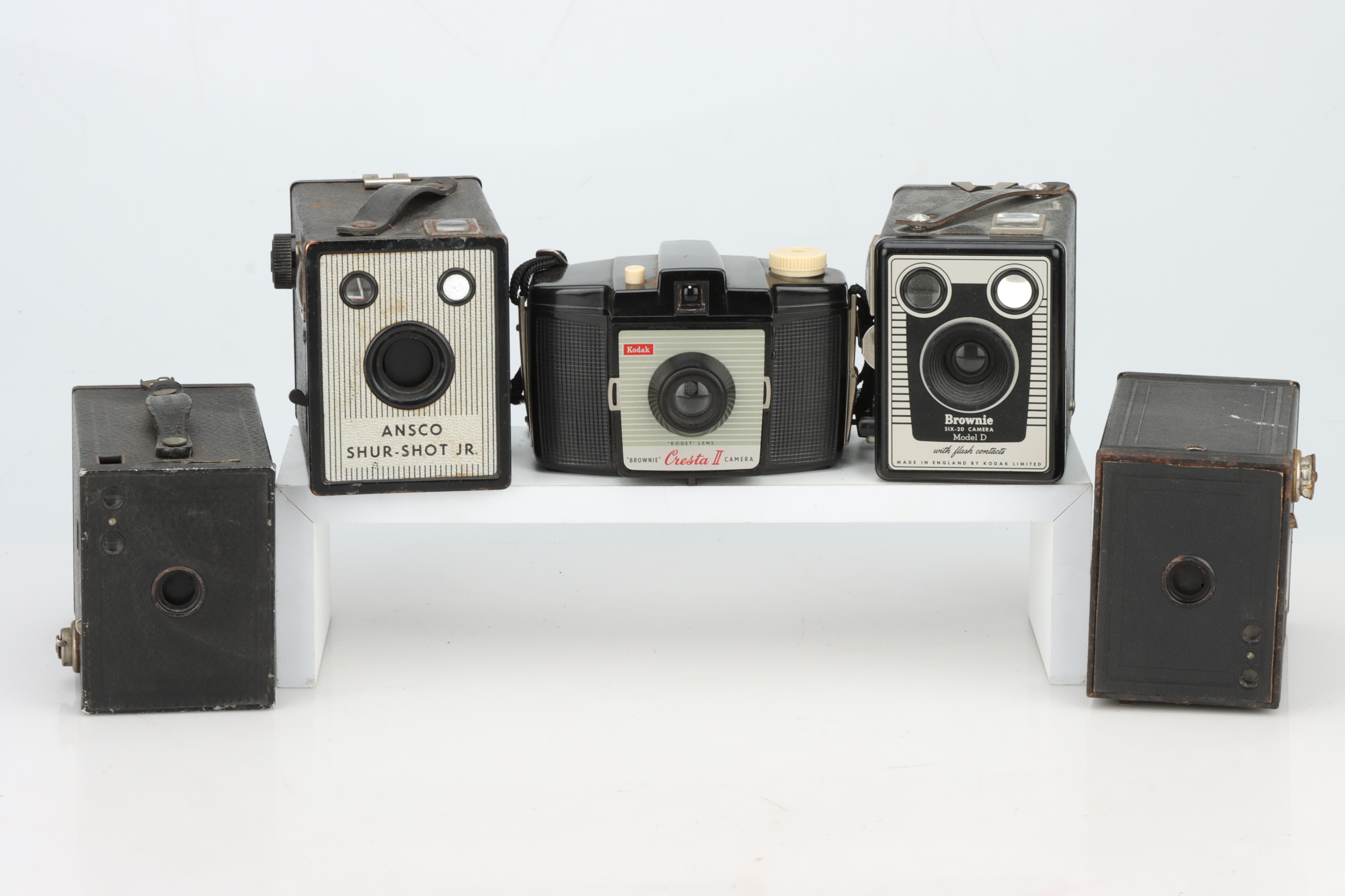 Lot 799 - A Selection of Box Type Cameras,