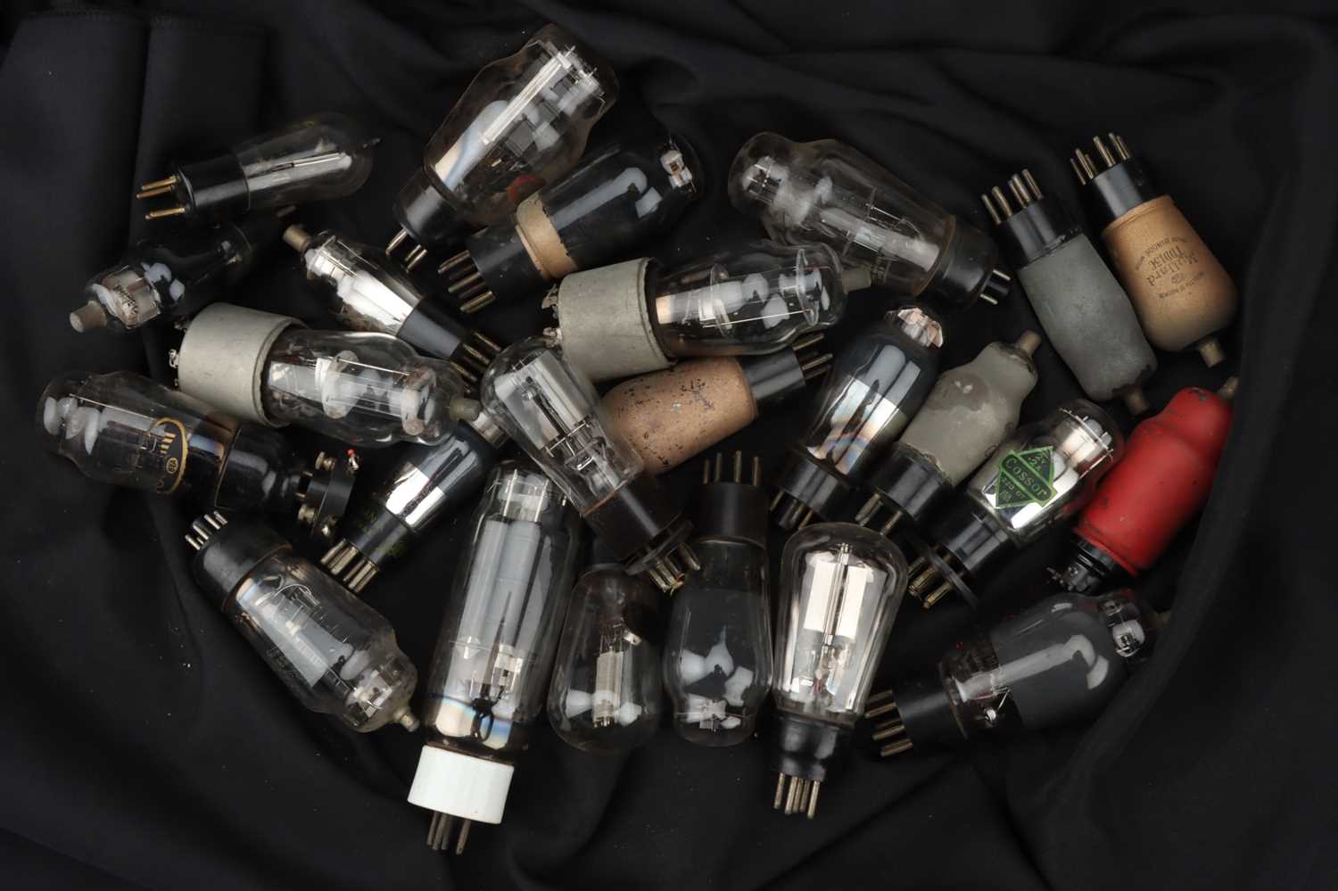Lot 137 - Large Collection of Radio Valves,