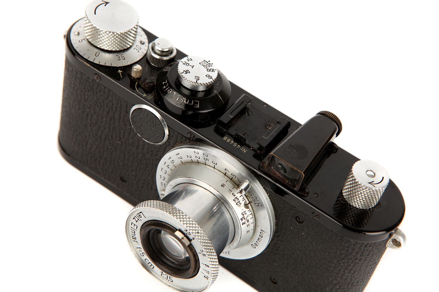Lot 1001 - A Leica Standard Model E Camera,