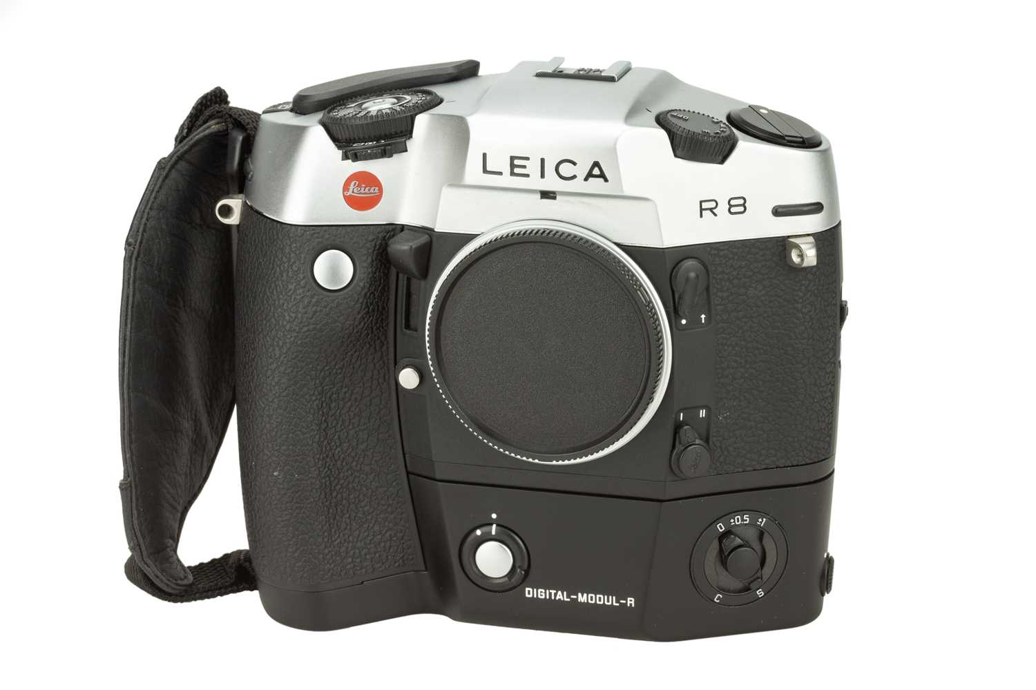 Lot 60 - A Leica R8 SLR Body,