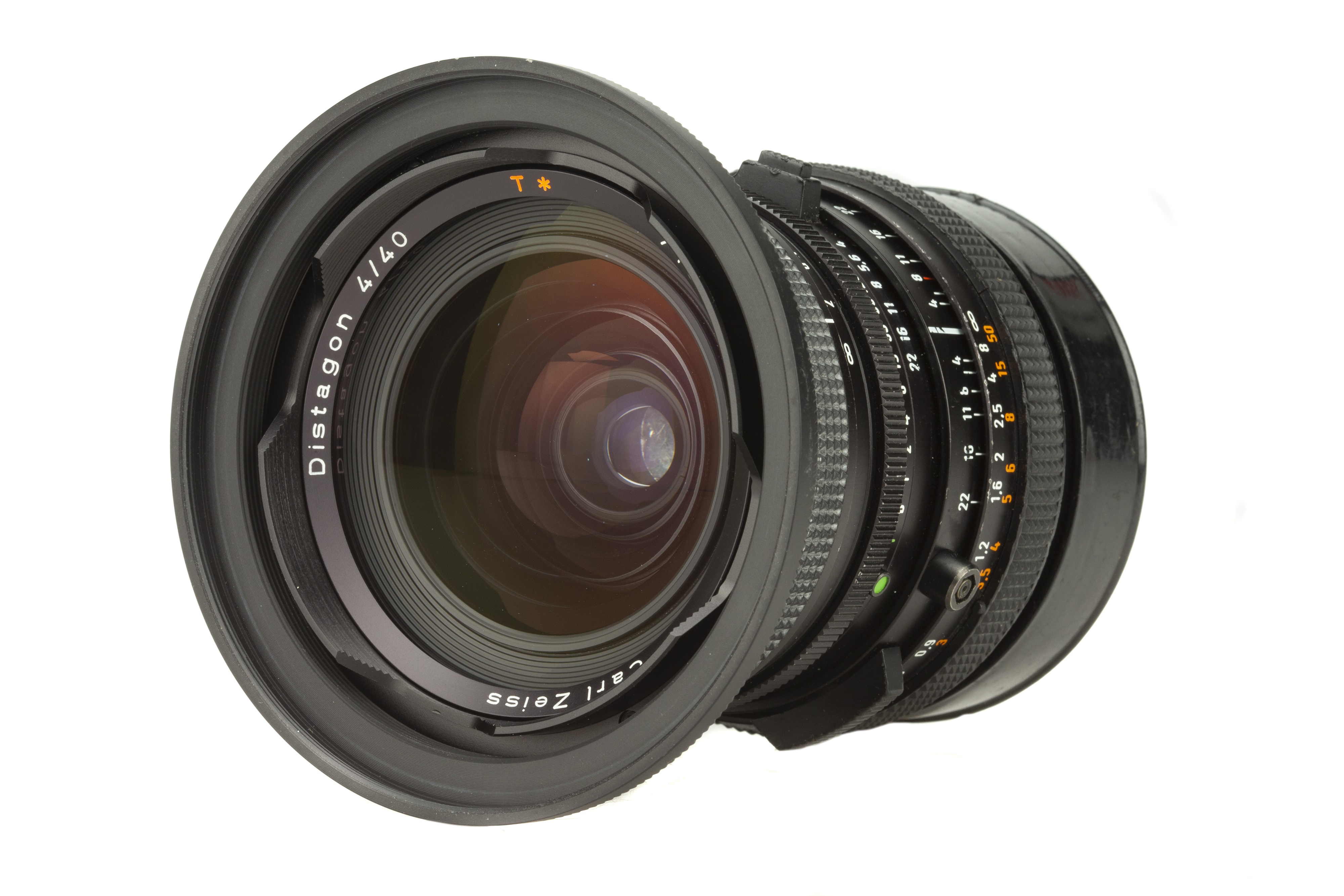Lot 118 - A Carl Zeiss Distagon CF T* f/4 40mm Lens,