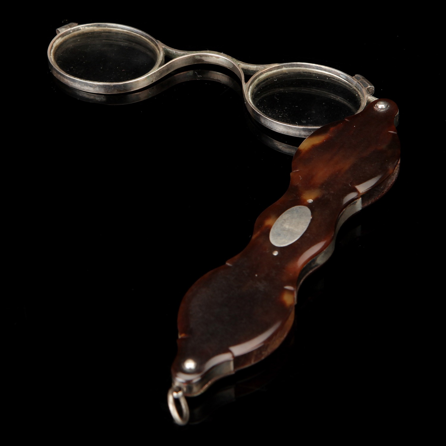 Lot 43 - A Folding Lorgnette,