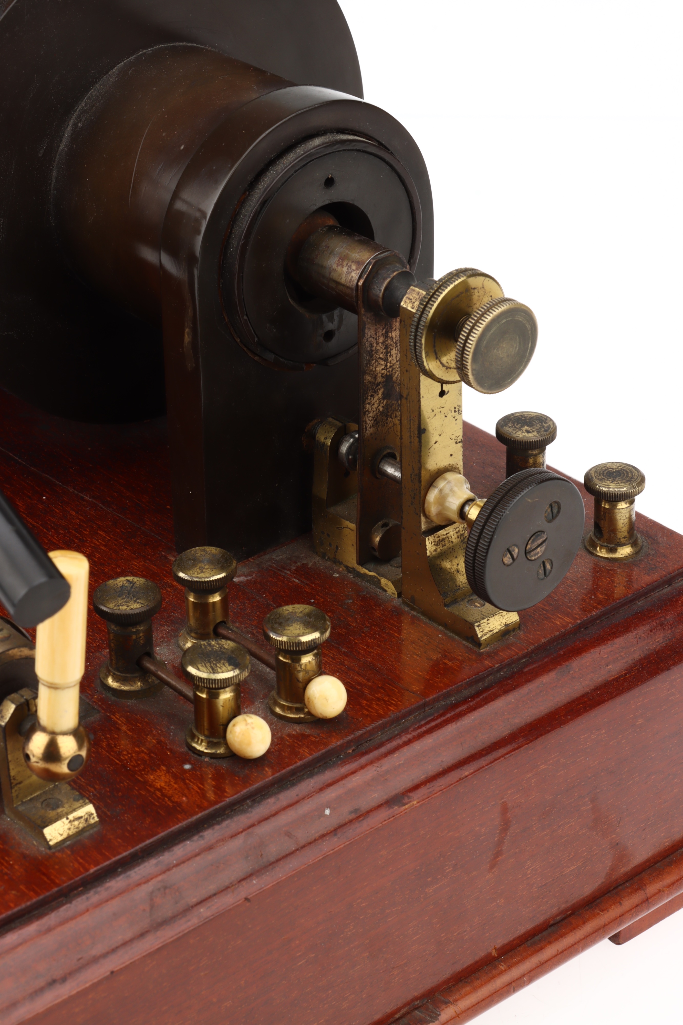 Lot 215 - A Victorian Induction Coil,