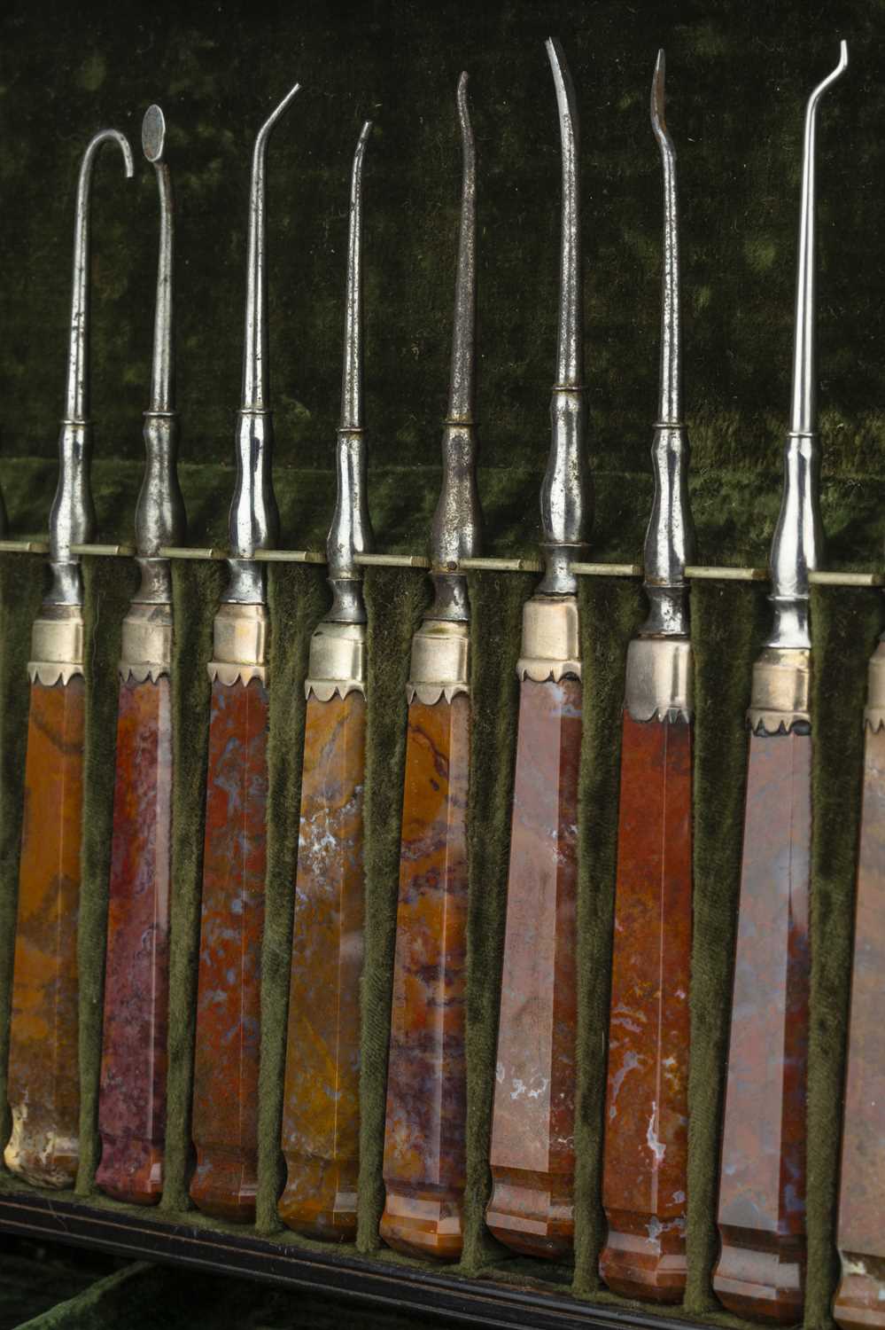 Lot 15 - A Fine Victorian Presentation Dental