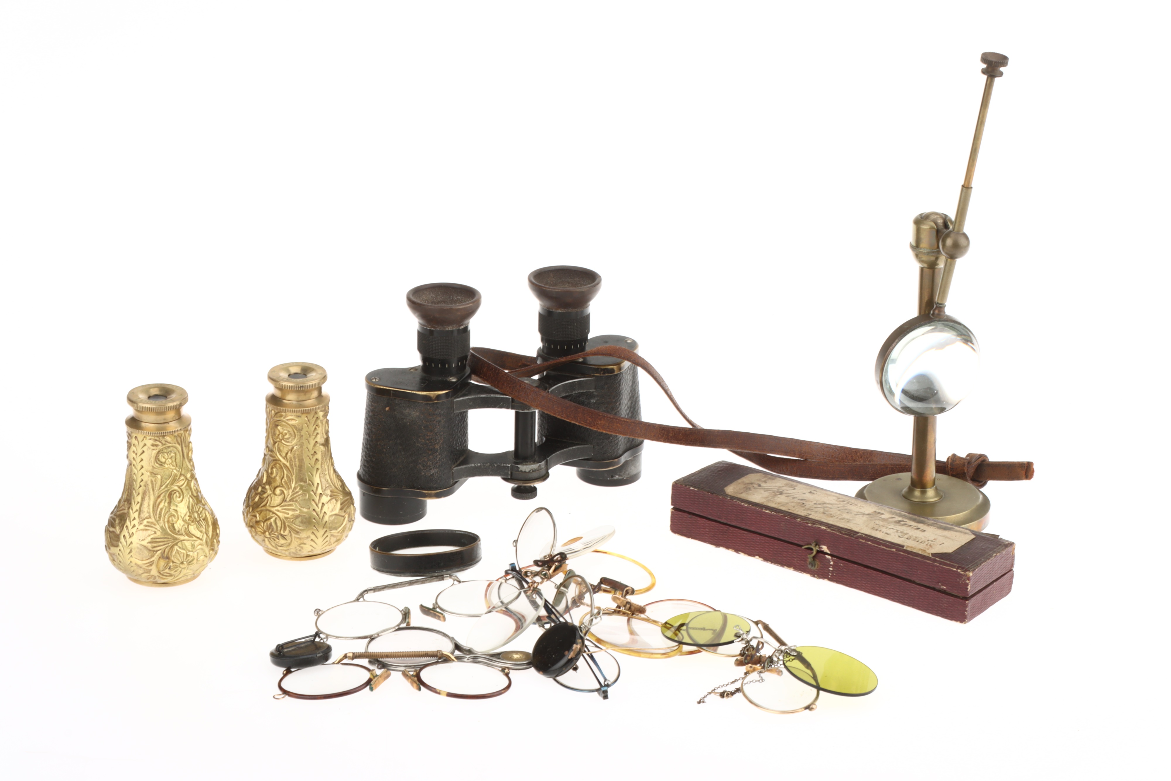 Lot 8 - A Small Collection of Optical Instruments,