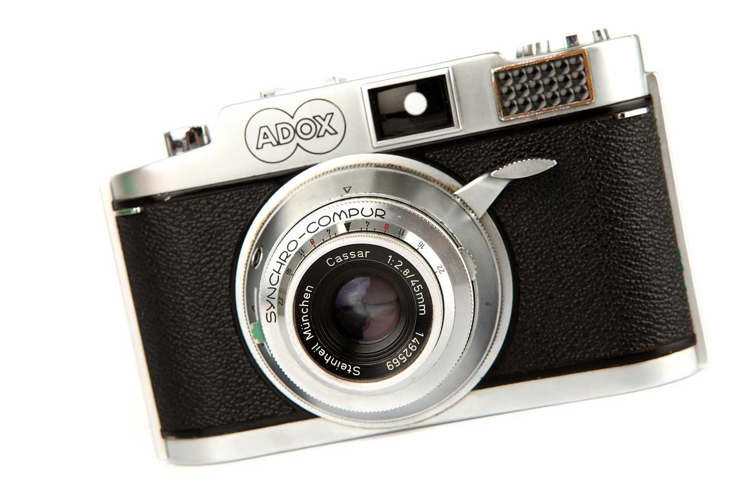Lot 1107 - An ADOX Fotowerke 300 Camera,