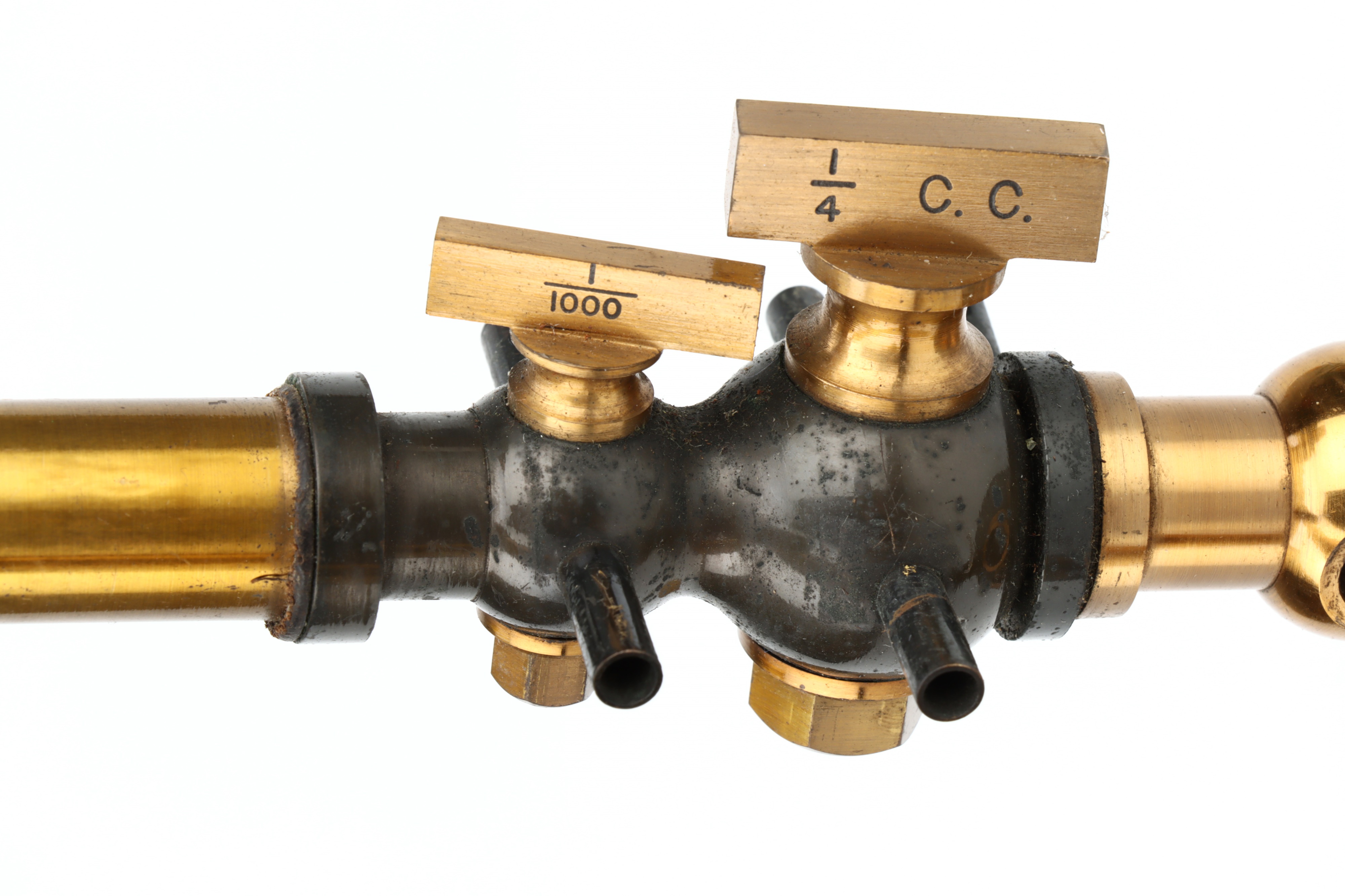 Lot 109 - A Part-Complete Dust Microscope,