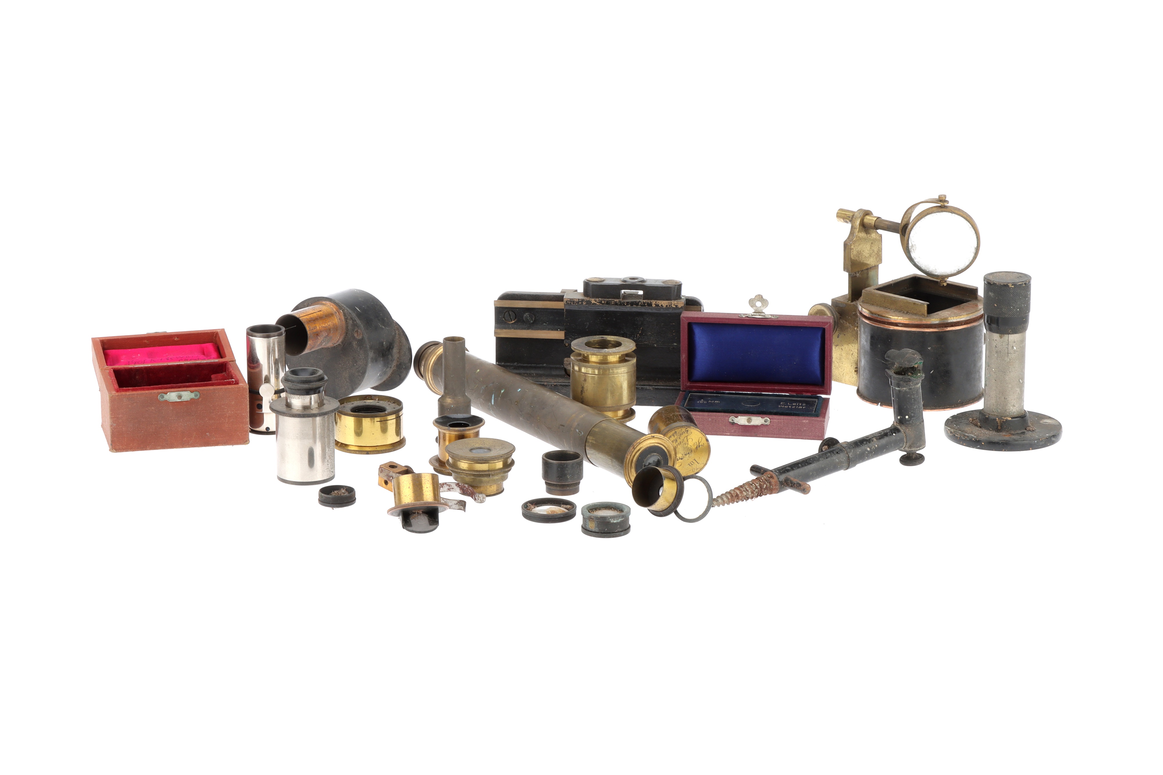Lot 125 - A Collection of Microscope Parts