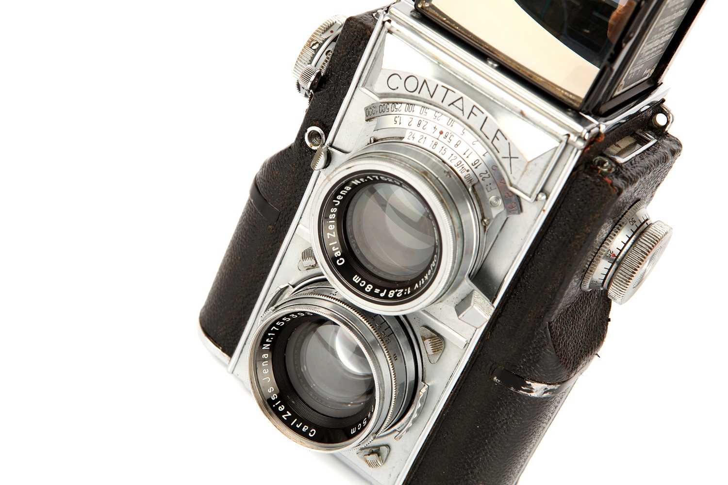 Lot 1151 - A Zeiss Ikon Contaflex TLR Camera,