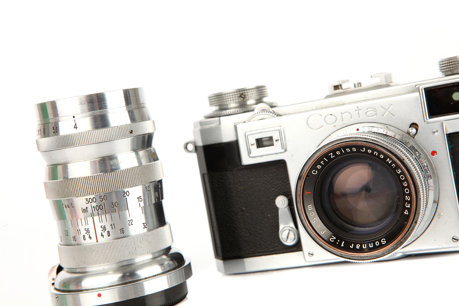 Lot 1159 - A Zeiss Ikon Contax IIa Rangefinder Camera,