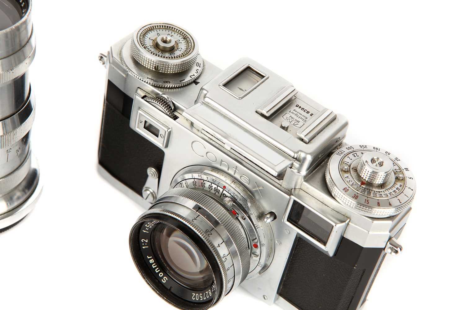 Lot 1161 - A Zeiss Ikon Contax IIIa Rangefinder Camera,