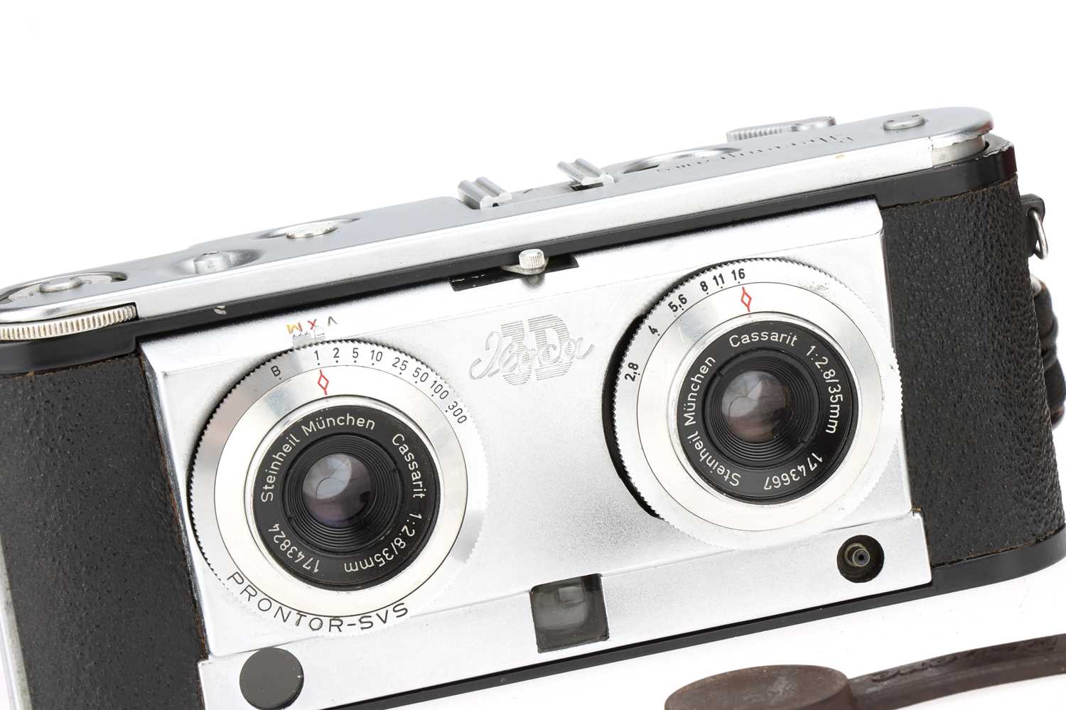 Lot 414 - A Revere Stereo 33 35mm Stereo Camera,