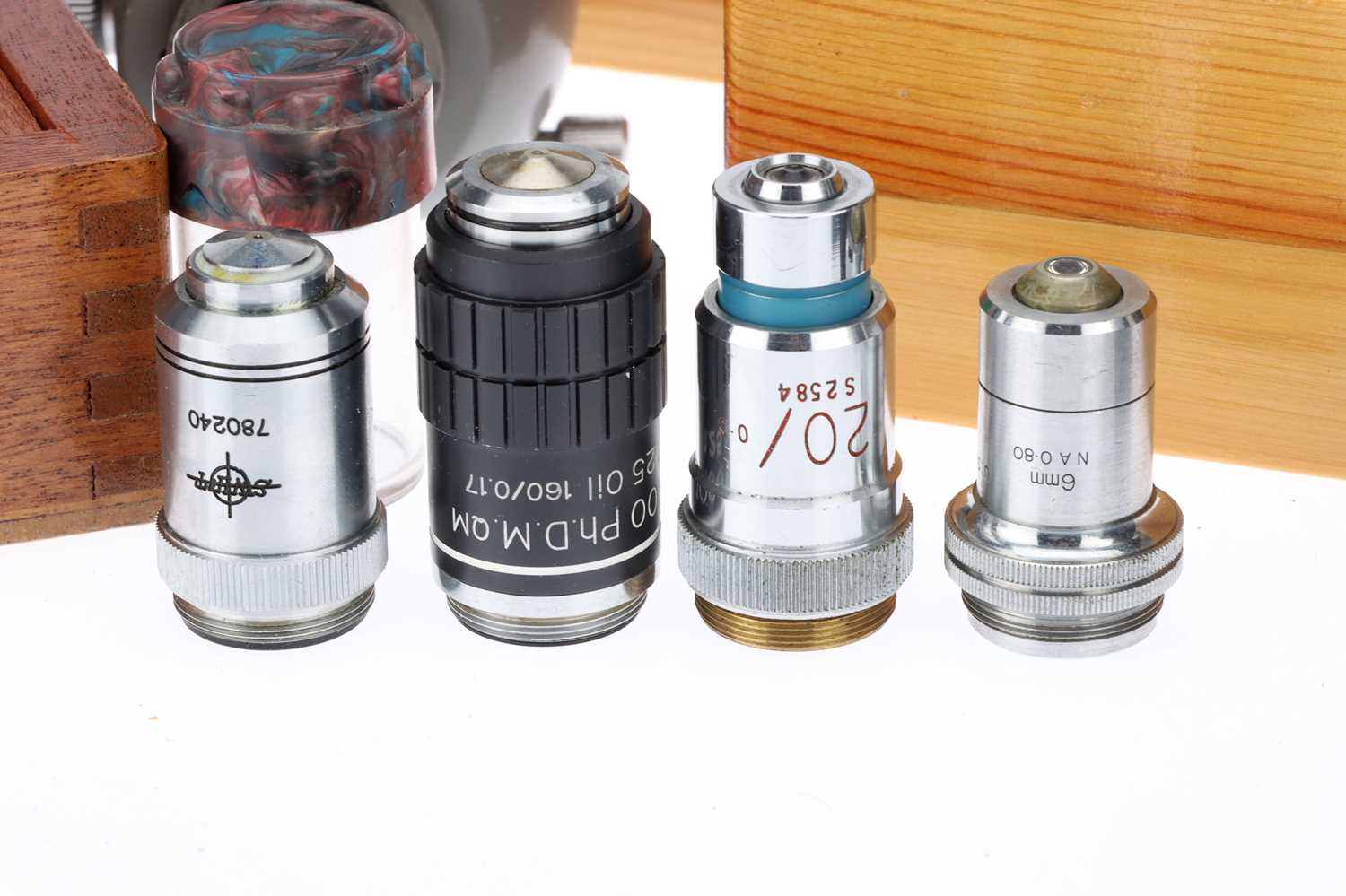 Lot 122 - A Collection of Microscope Spares