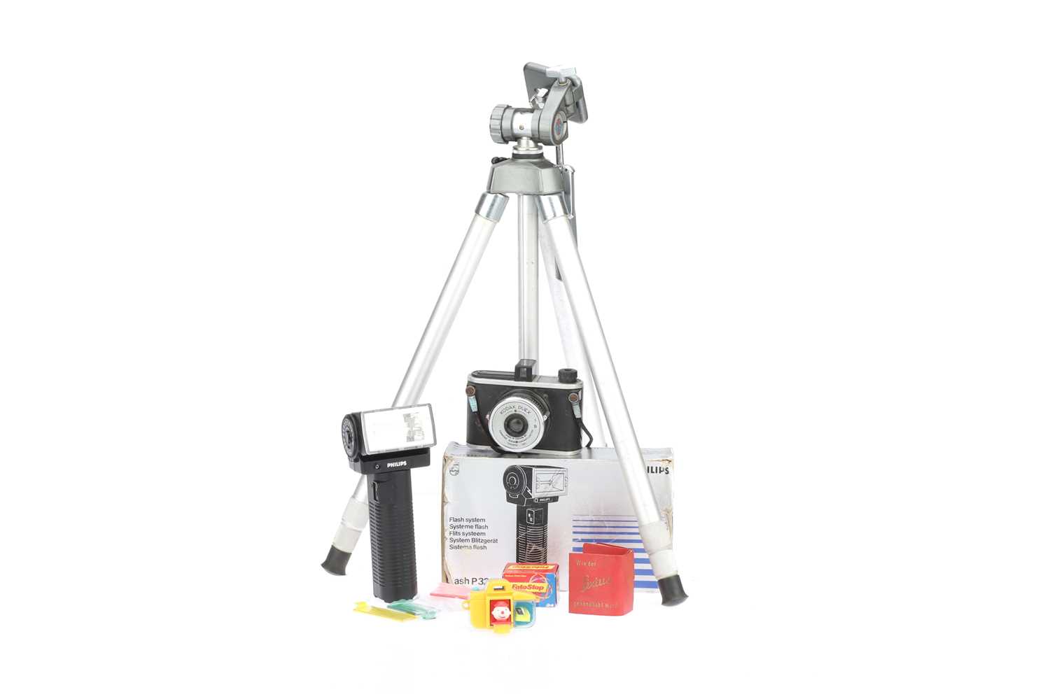 Lot 767 - A Mixed Selection of Camera Sundries,