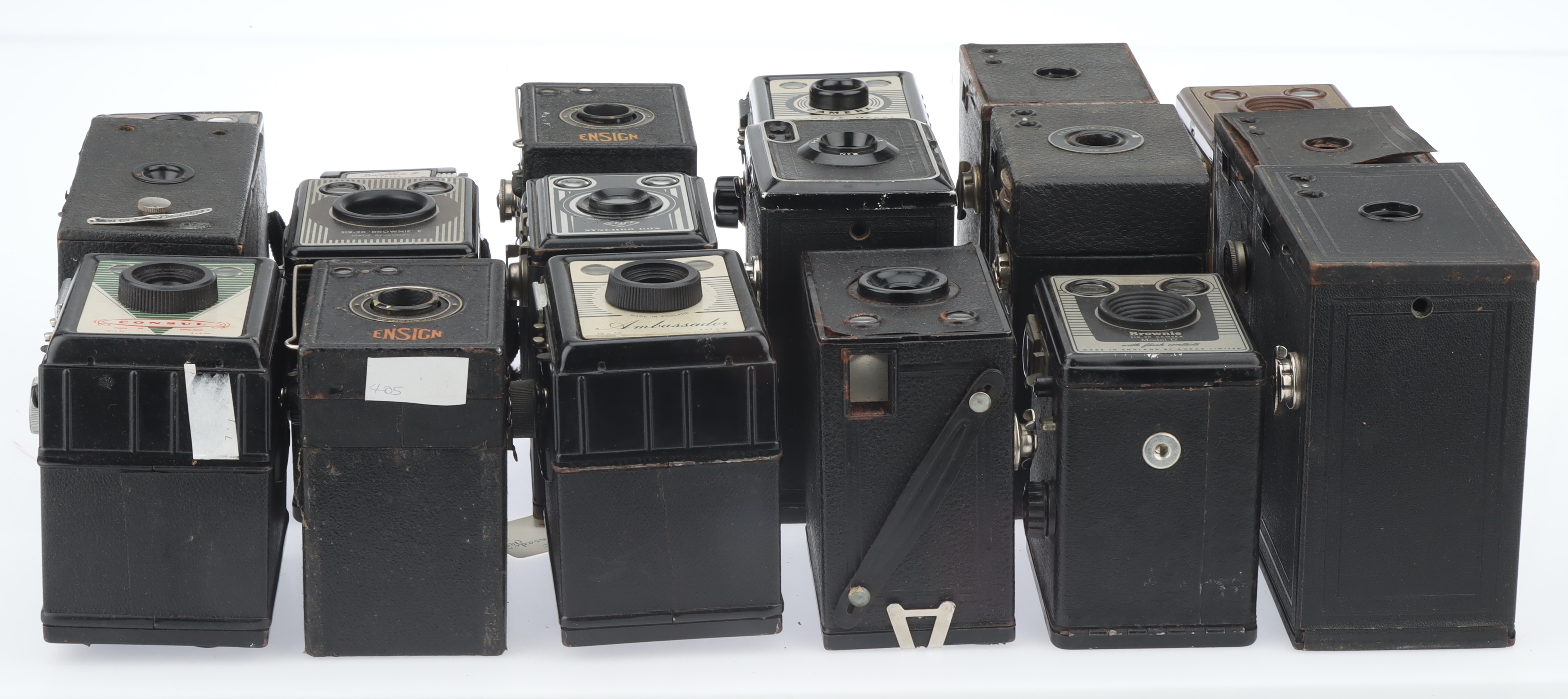 Lot 586 - A Selection of box Type Cameras,