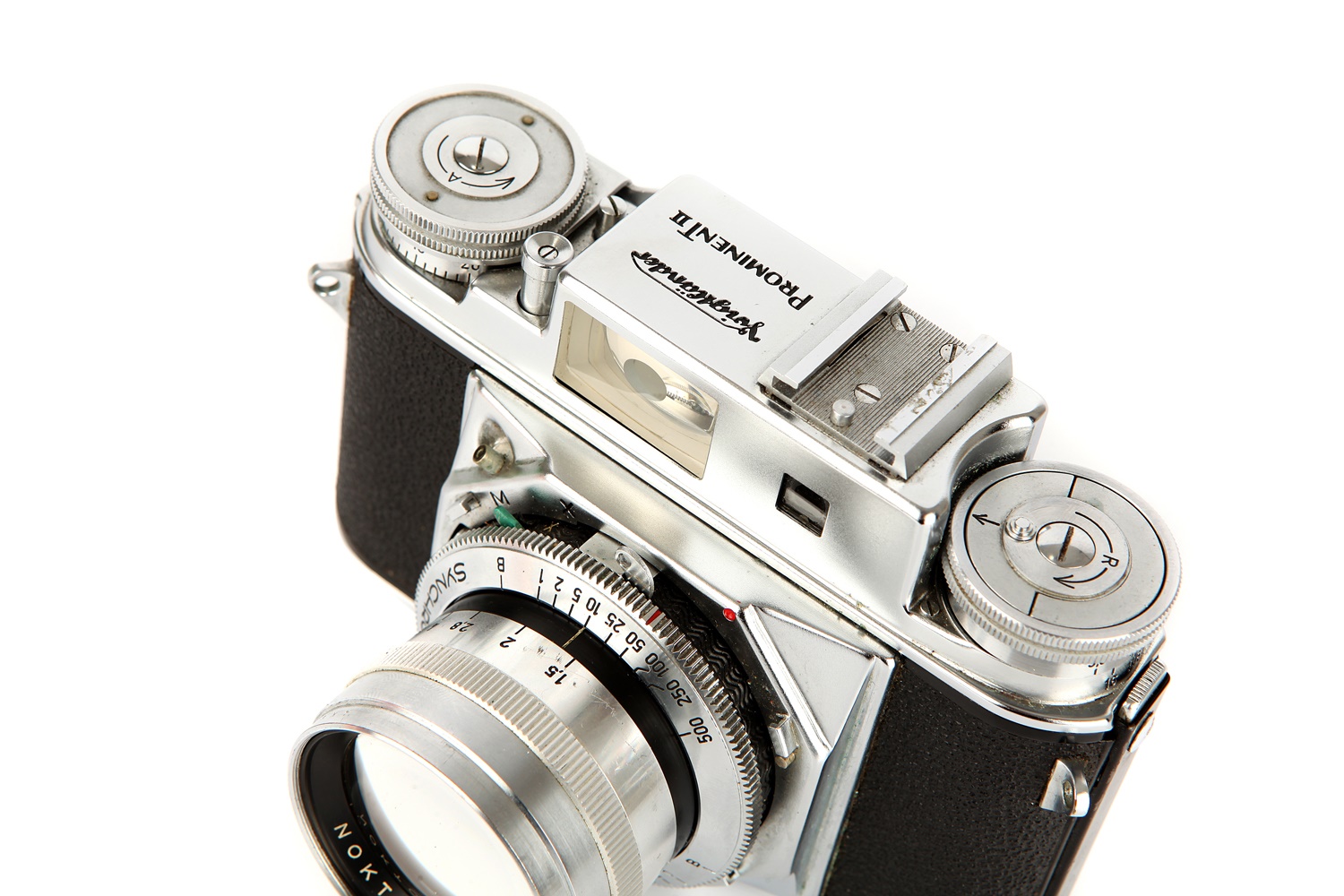 Lot 1208 - A Voigtlander Prominent II Rangefinder