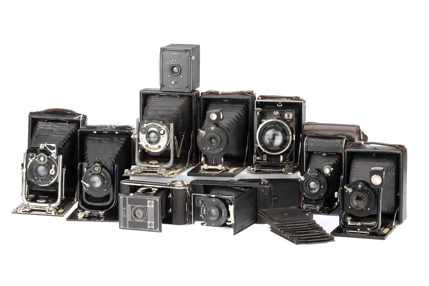 Lot 547 - A Selection of Folding Cameras,