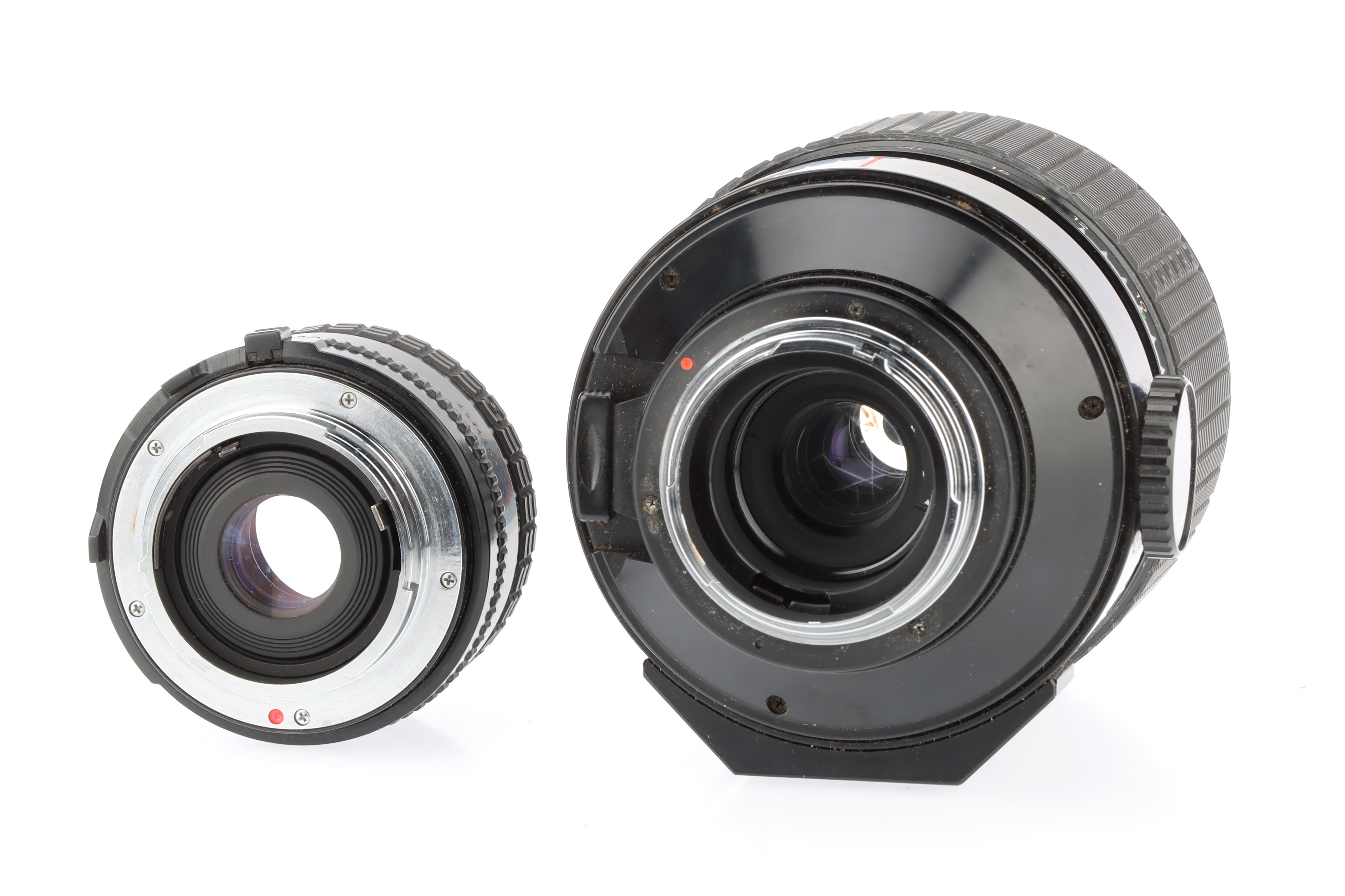 Lot 407 - A Selection of 35mm Minolta Cameras & Lenses,