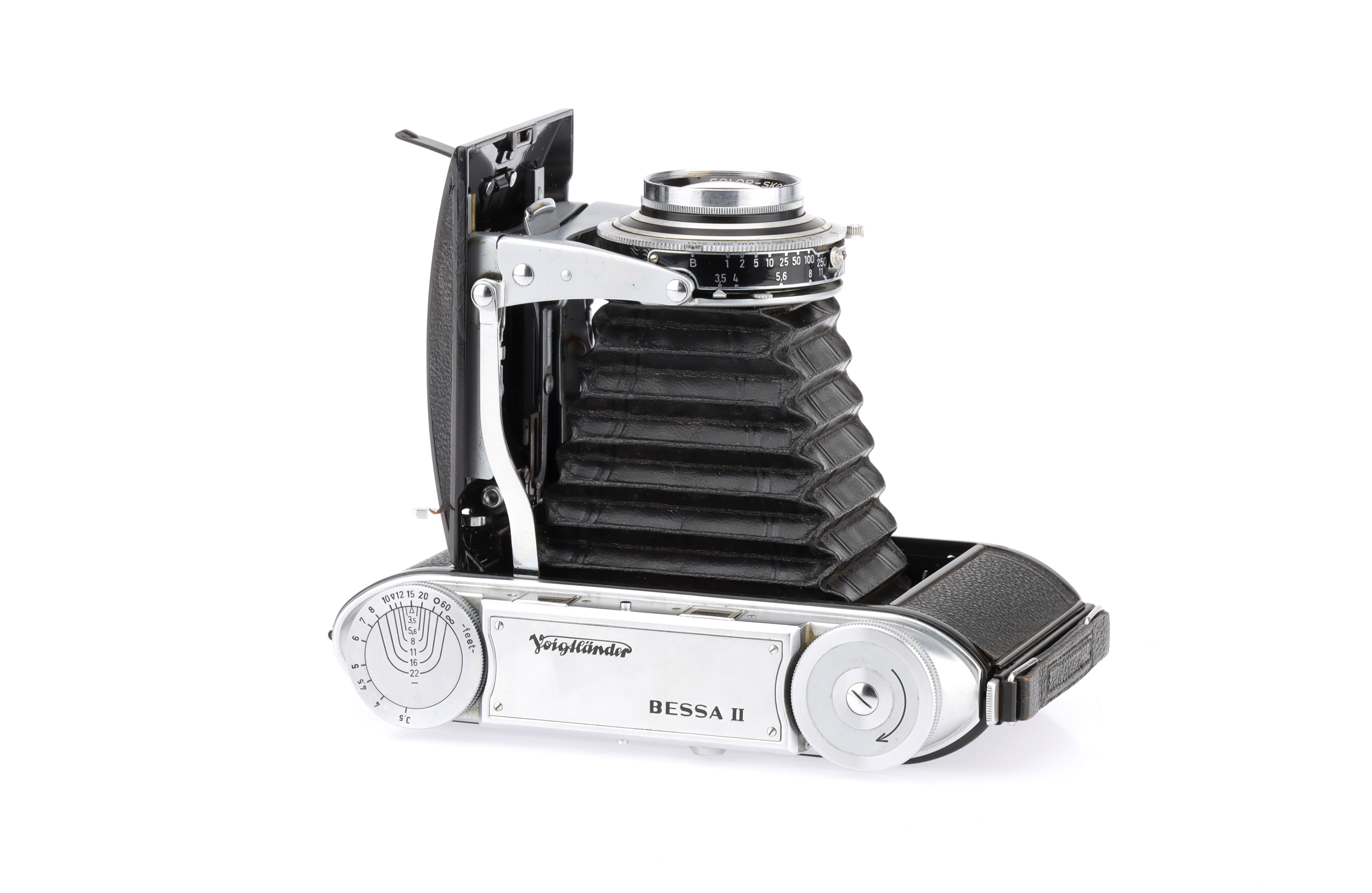 Lot 357 - A Voigtlander Bessa II Medium Format Folding