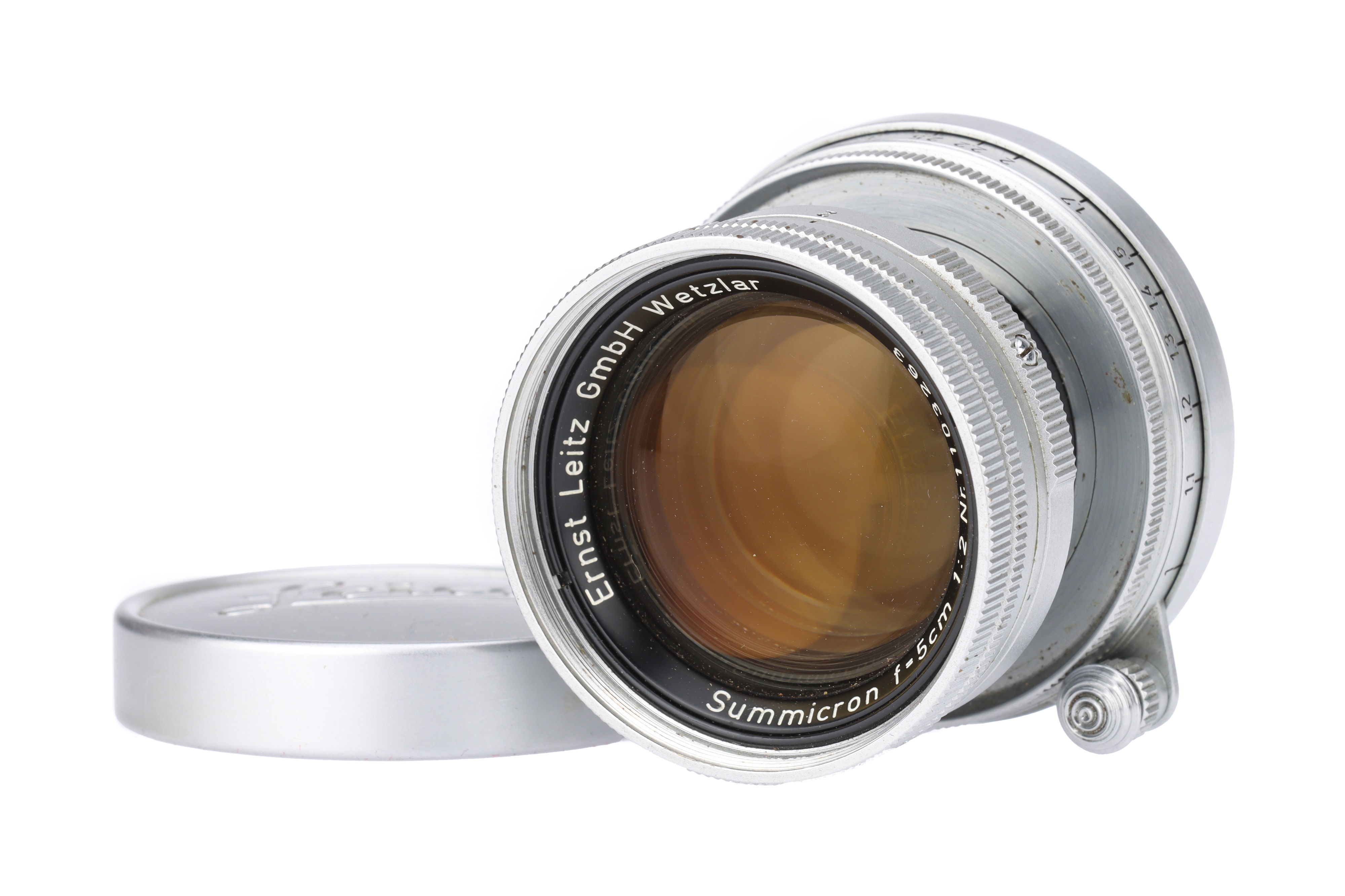 Lot 19 - A Leitz Summicron 'Thorium' f/2 50mm Lens,