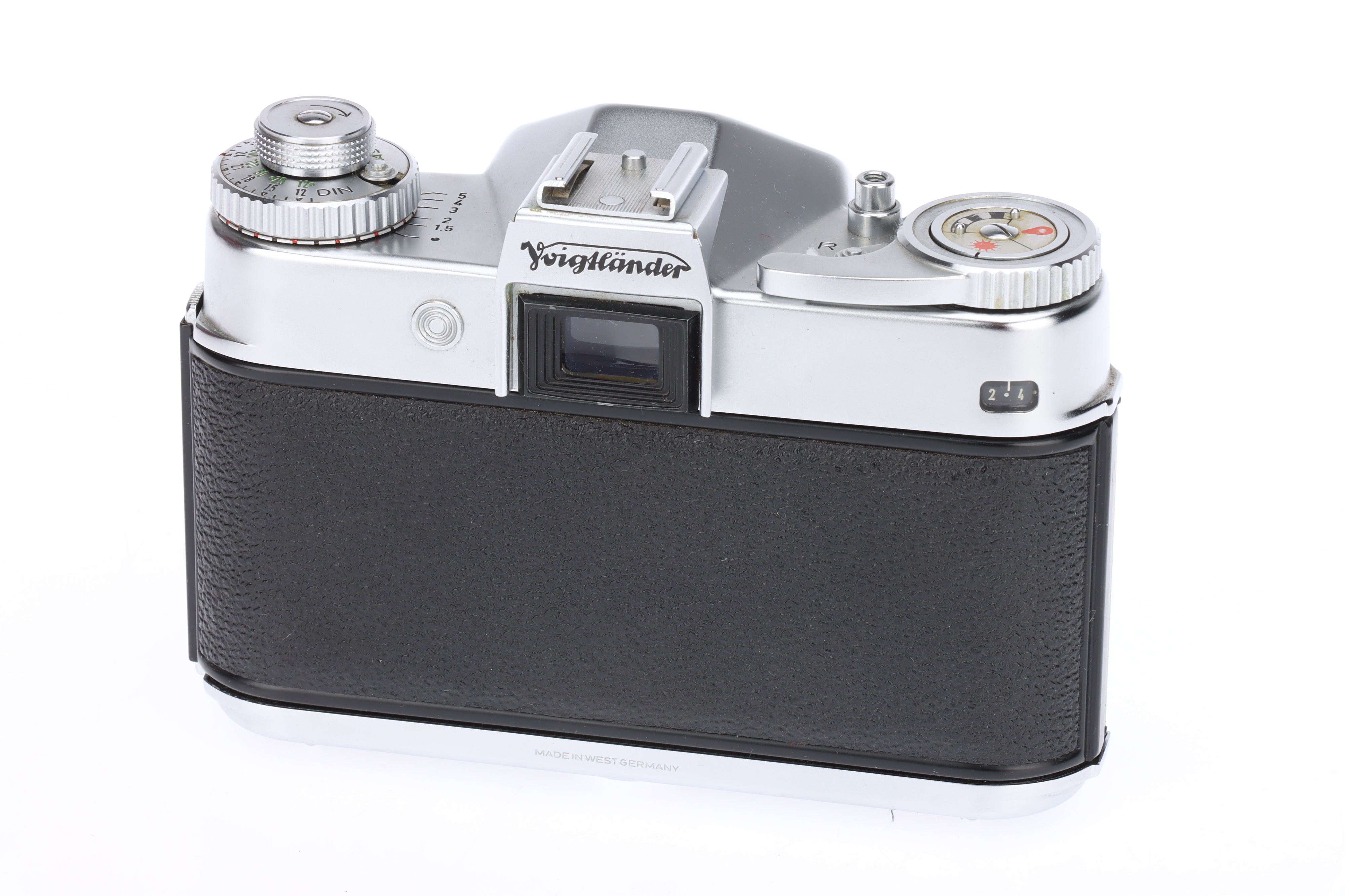 Lot 264 - A Voigtlander Bessamatic 35mm SLR Camera